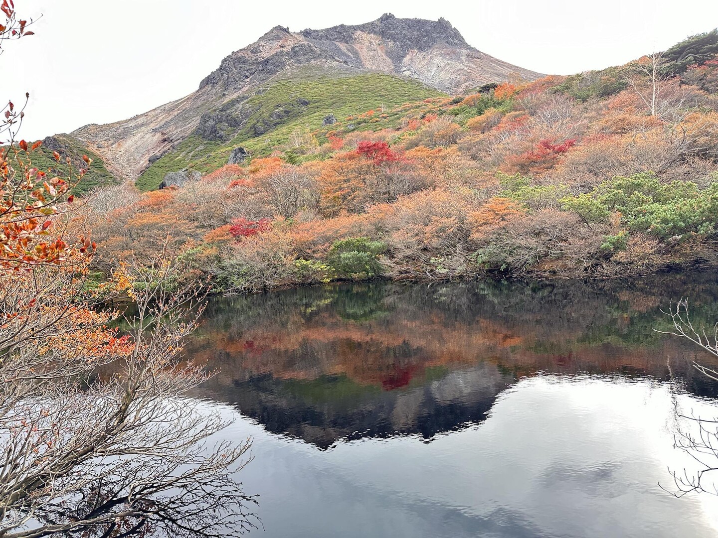 ひょうたん池.姥ヶ平.南月山・白笹山 / サンちゃんさんの茶臼岳（那須岳）・三本槍岳・赤面山の活動データ | YAMAP / ヤマップ