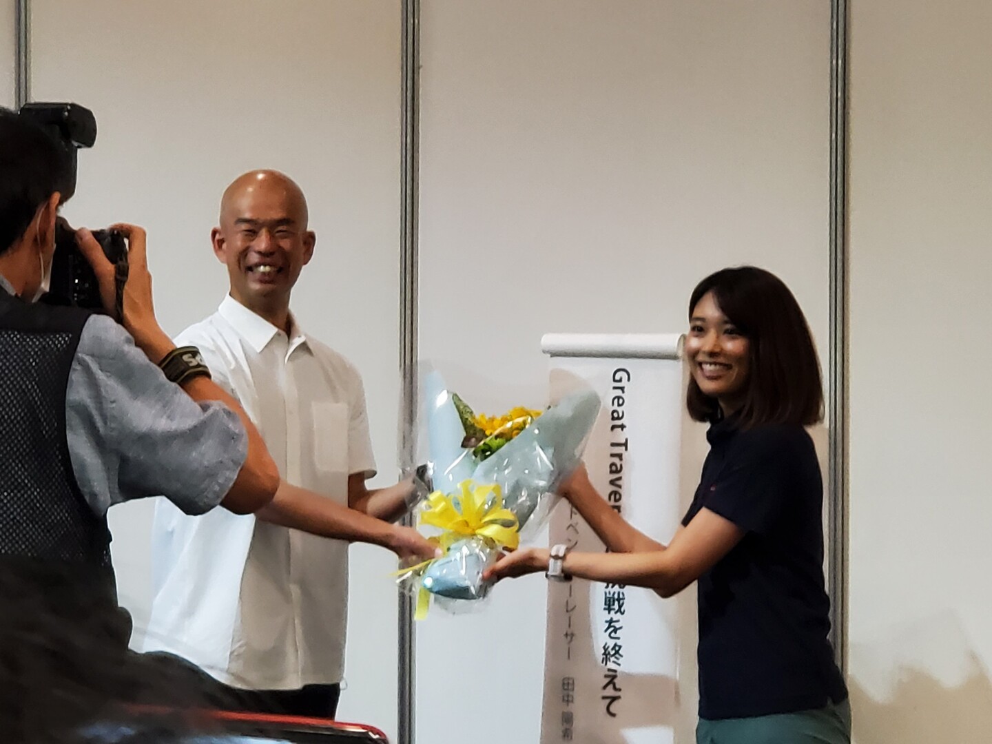 田中陽希さんの講演、最後にかほちゃんが花... / トゥタさんのモーメント | YAMAP / ヤマップ