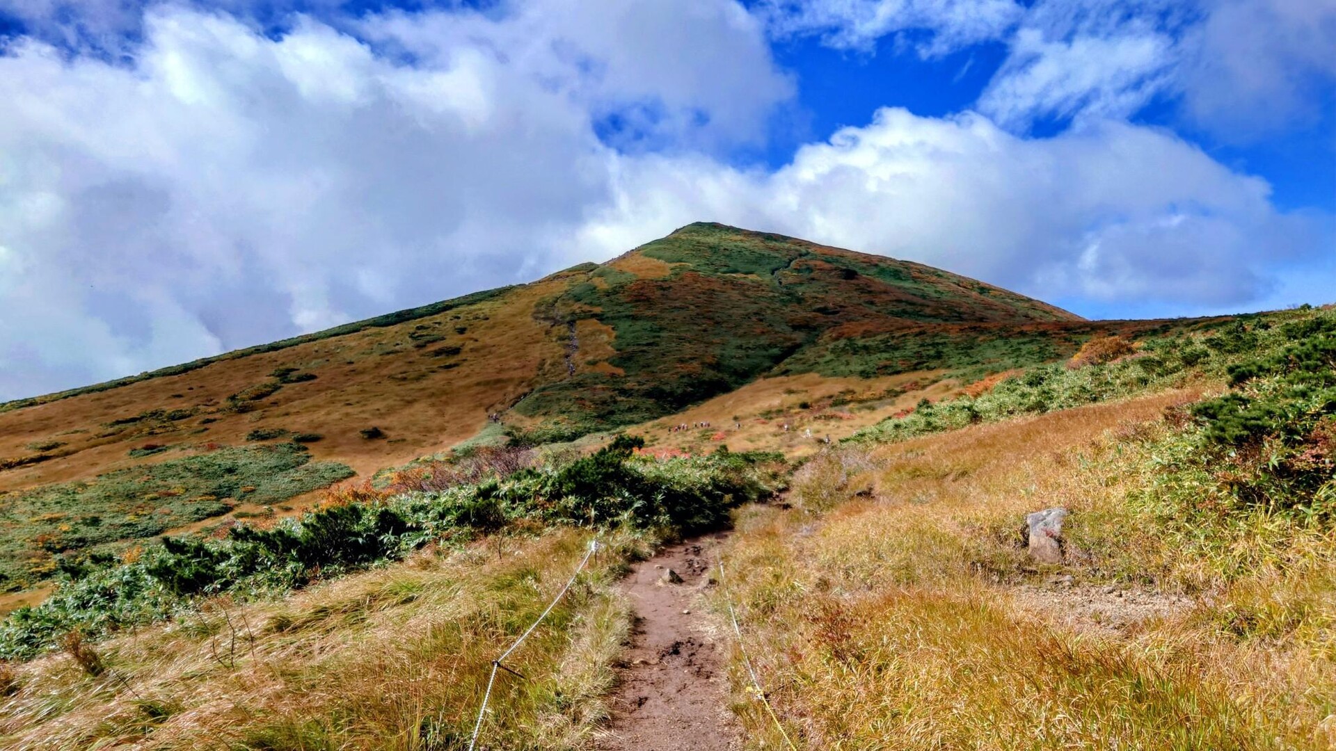 茜さす山 栗駒山 / capetaさんの栗駒山（須川岳）・秣岳・虚空蔵山の活動データ | YAMAP / ヤマップ