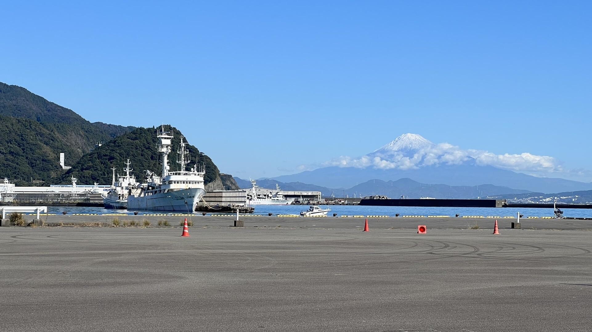 今日はいいお天気で焼津の港からも富士山 ... / ミニチュア登山家さんのモーメント | YAMAP / ヤマップ