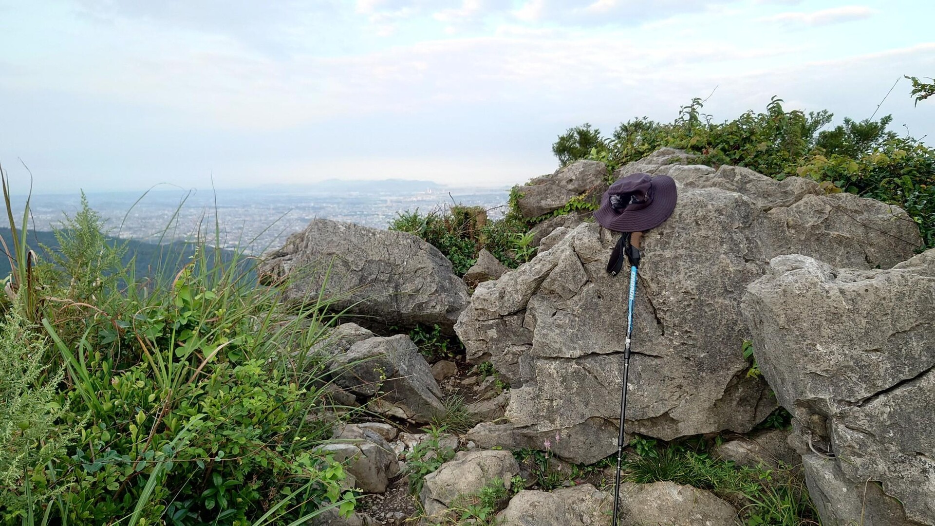石巻山 / Detuさんの坊ヶ峰・石巻山・神石山・葦毛湿原の活動データ | YAMAP / ヤマップ
