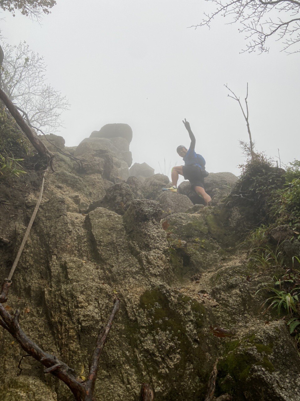 雲母峰Ⅱ峰・雲母峰・雲母西峰・P791・鎌ヶ岳 / ひろしまやきいもさんの御在所岳（御在所山）・雨乞岳の活動データ | YAMAP / ヤマップ