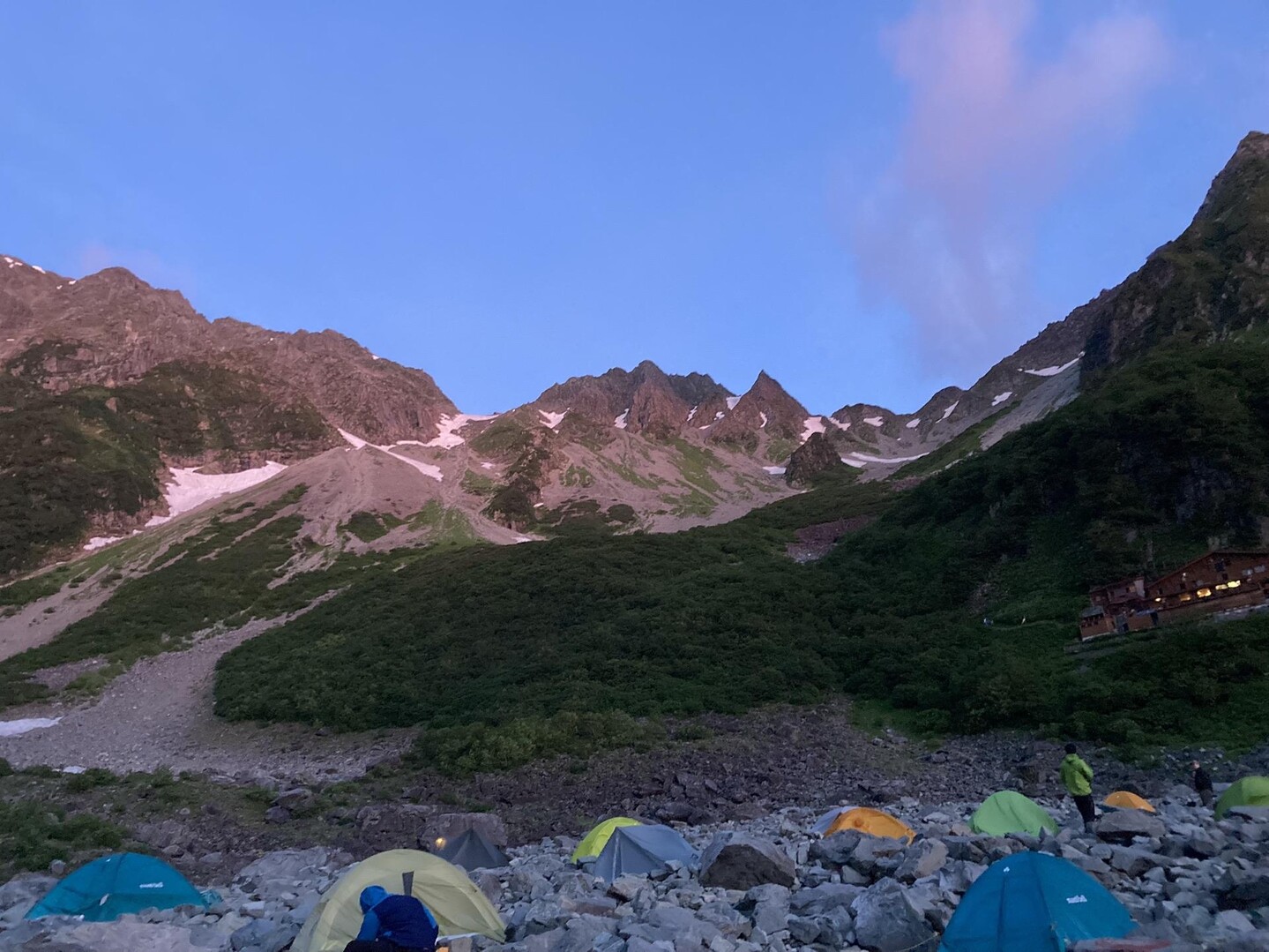 雪の残る涸沢テント泊-2024.7.20-21 / kanapさんの槍ヶ岳・穂高岳・上高地の活動日記 | YAMAP / ヤマップ