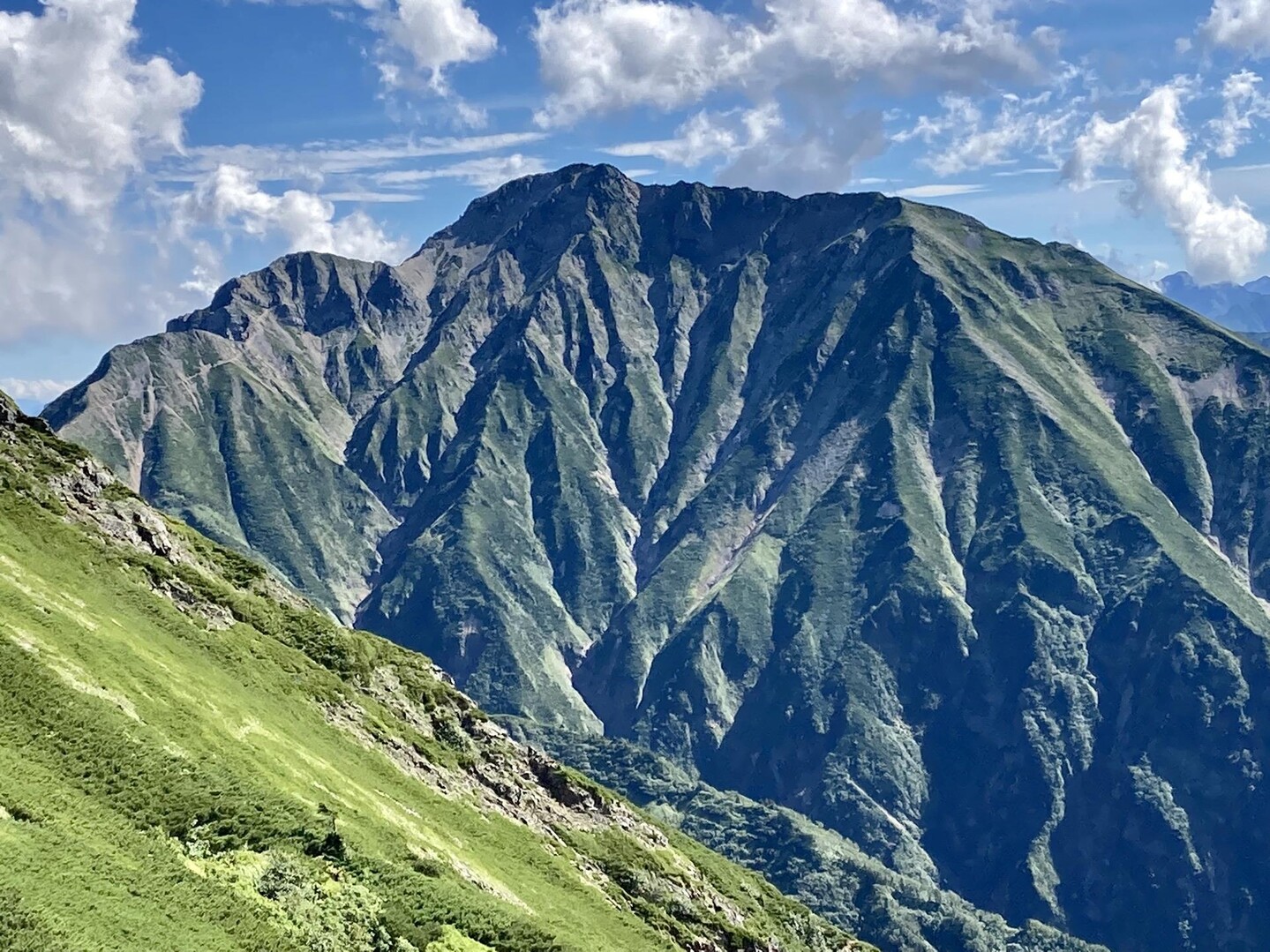 唐松岳・五竜岳 晴天☀️絶景⛰️稜線歩き🚶 / BONDIさんの鹿島槍ヶ岳・五竜岳（五龍岳）・唐松岳の活動日記 | YAMAP / ヤマップ