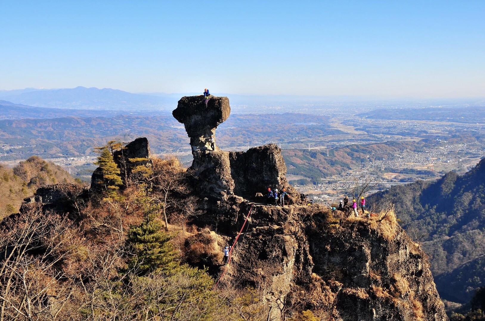 崖の穴のタフォニ3️⃣🧜‍♀️ 裏妙義 / スーさんの妙義山・天狗岳・相馬岳の活動データ | YAMAP / ヤマップ