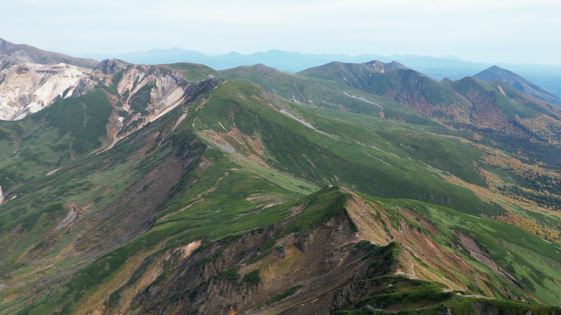 富良野岳山頂からの空撮映像です。http... / TAKUさんのモーメント | YAMAP / ヤマップ