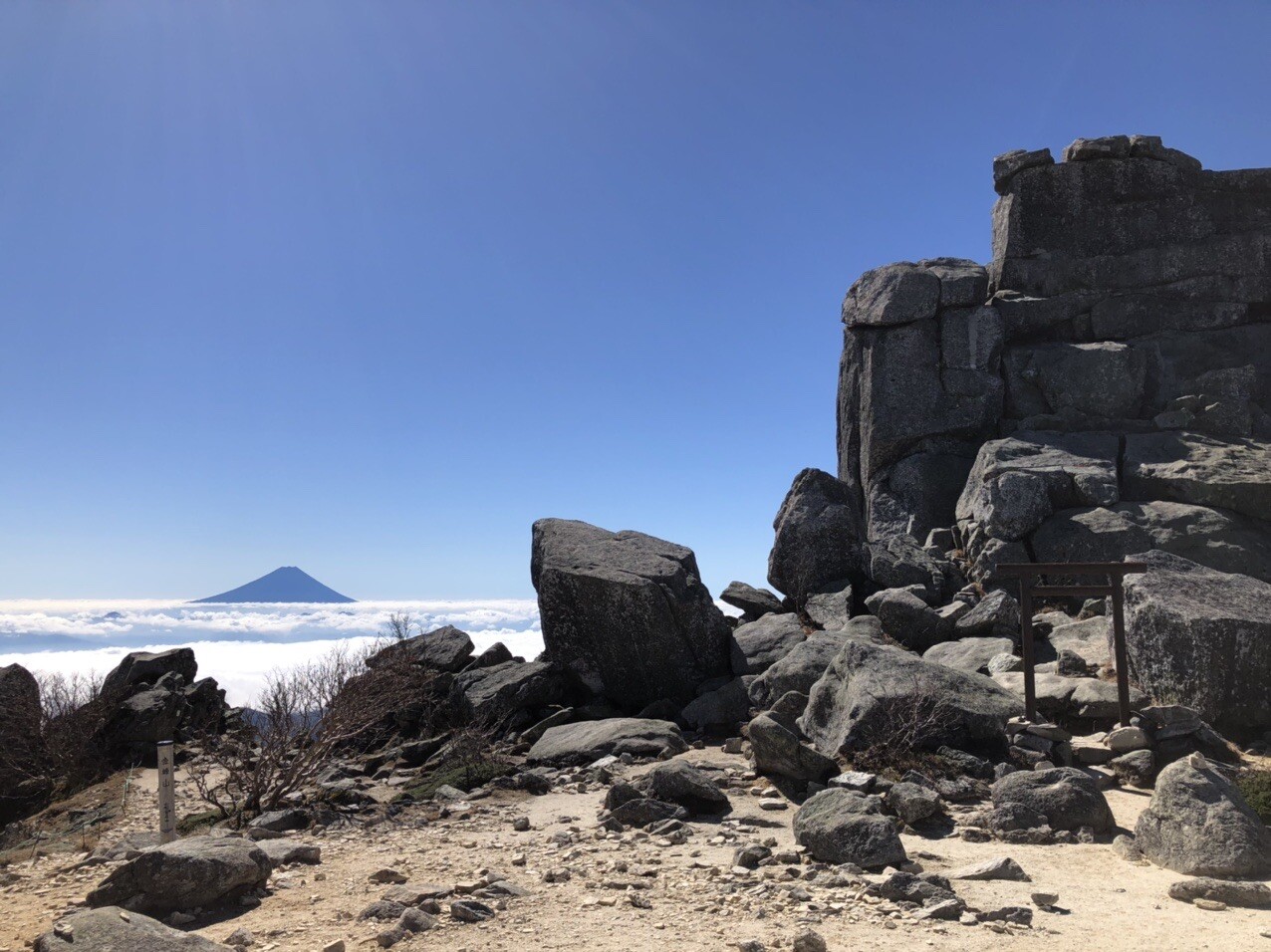 金峰山、国師ヶ岳と奥秩父最高峰・北奥千丈岳 / おかちゃんさんの瑞牆山・金峰山の活動データ | YAMAP / ヤマップ