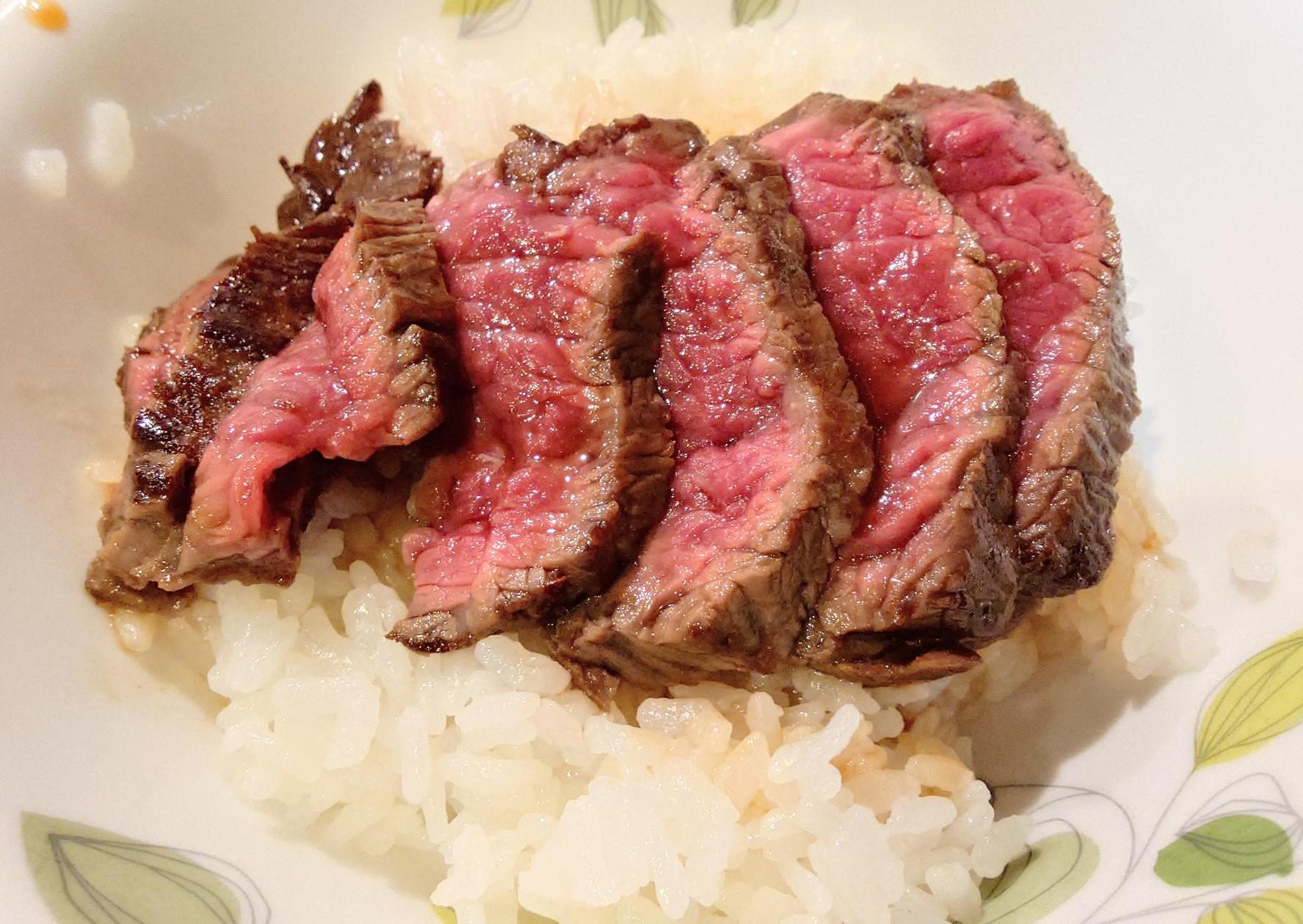 minirollさんが投稿してたステーキ... / 🍹ﾌﾞﾗｯﾄﾞｵﾚﾝｼﾞ🍹𝓑𝓵𝓸𝓸𝓭 𝓞𝓻𝓪𝓷𝓰𝓮 さんのモーメント | YAMAP / ヤマップ