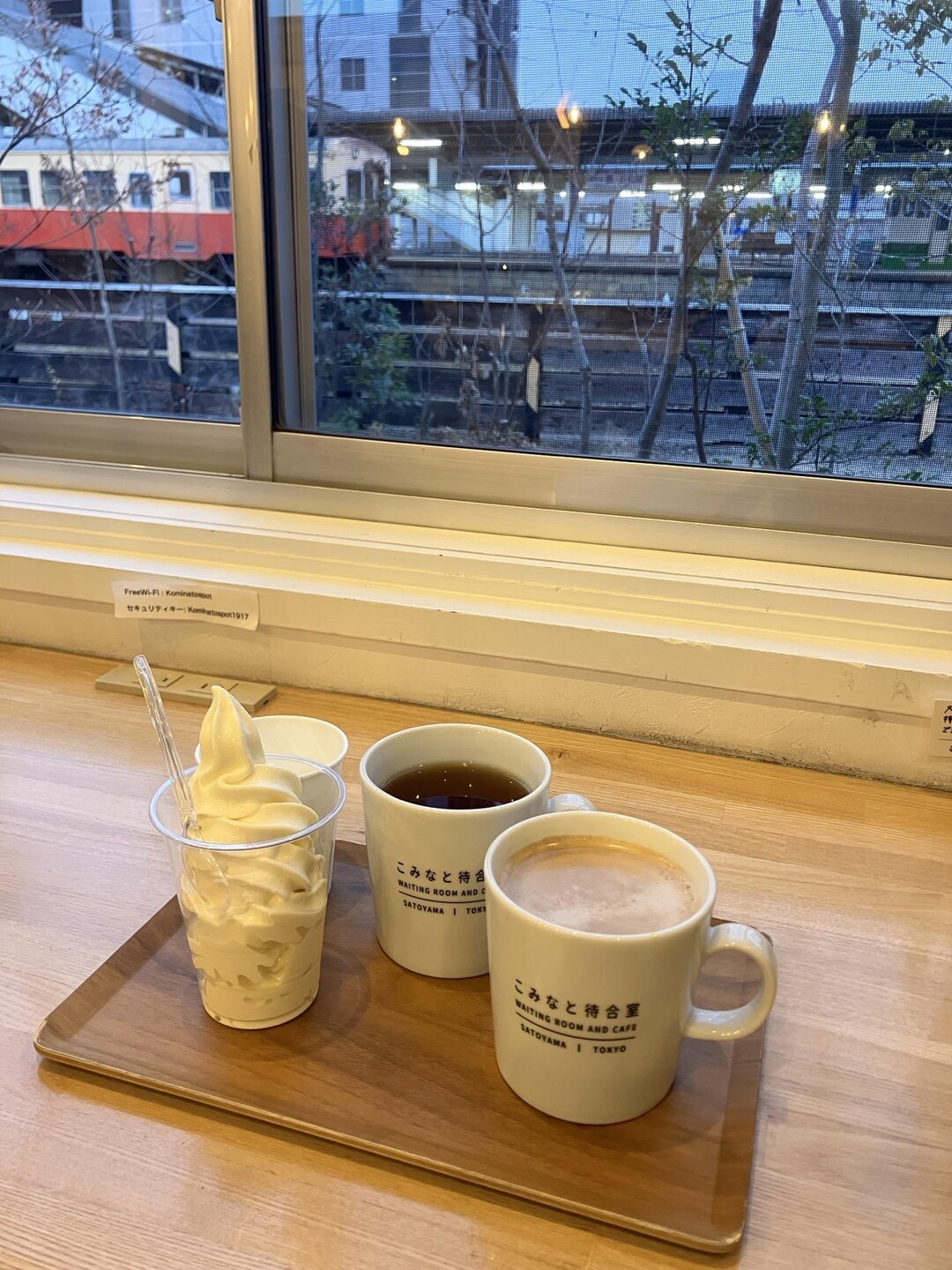 #こみなと待合室 にて we are t... / TAKIBIさんのモーメント | YAMAP / ヤマップ