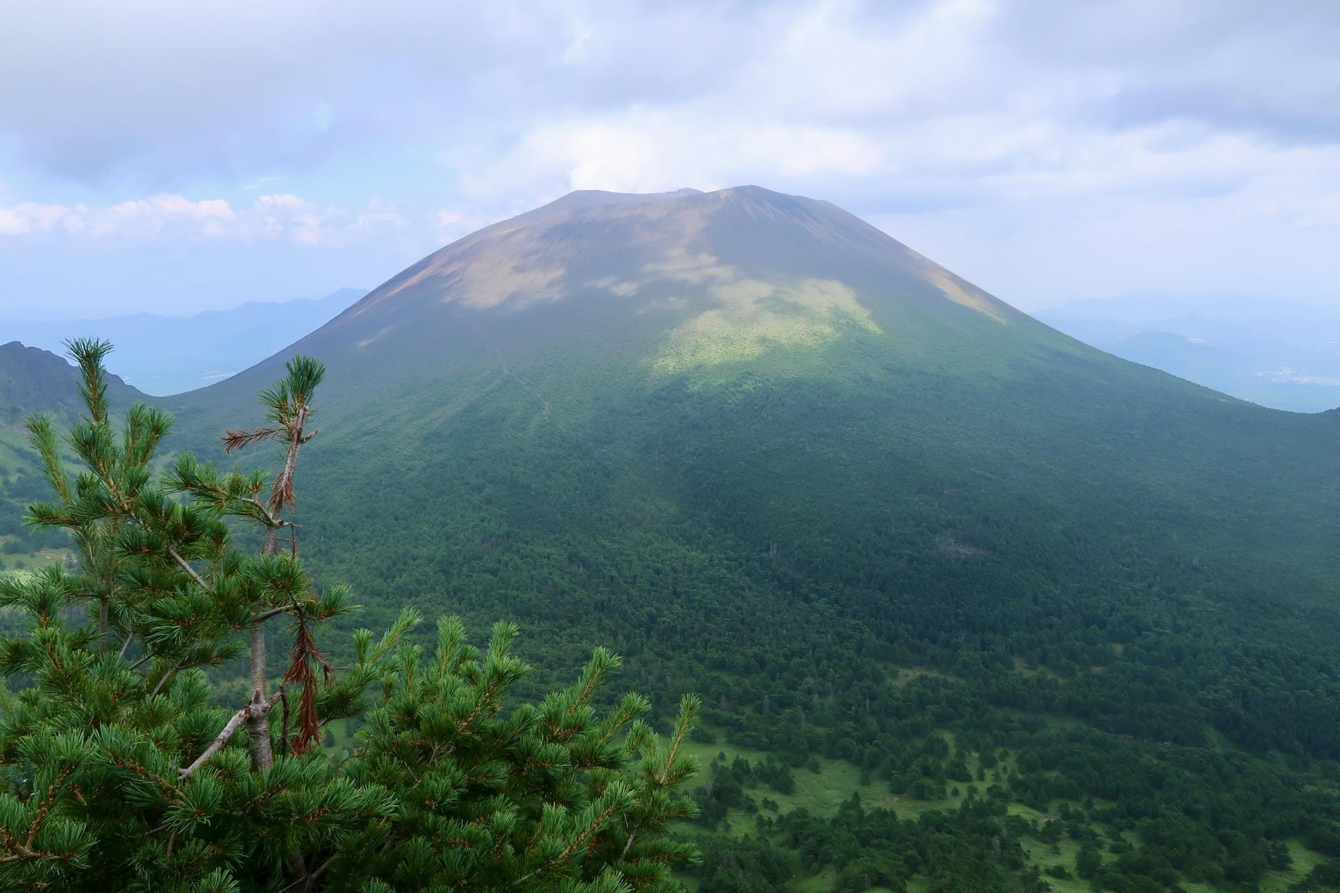 抹茶ショコラを味わう黒斑山🍵 / heeさんの浅間山・黒斑山・篭ノ登山の活動データ | YAMAP / ヤマップ