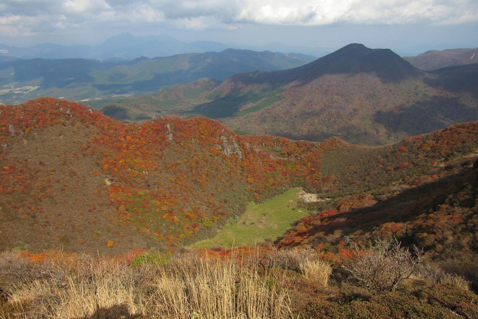 三俣山（西峰）・三俣山（Ⅳ峰）・三俣山（本峰）・三俣山（南峰） / PINEさんの九重山（久住山）・大船山・星生山の活動データ | YAMAP / ヤマップ