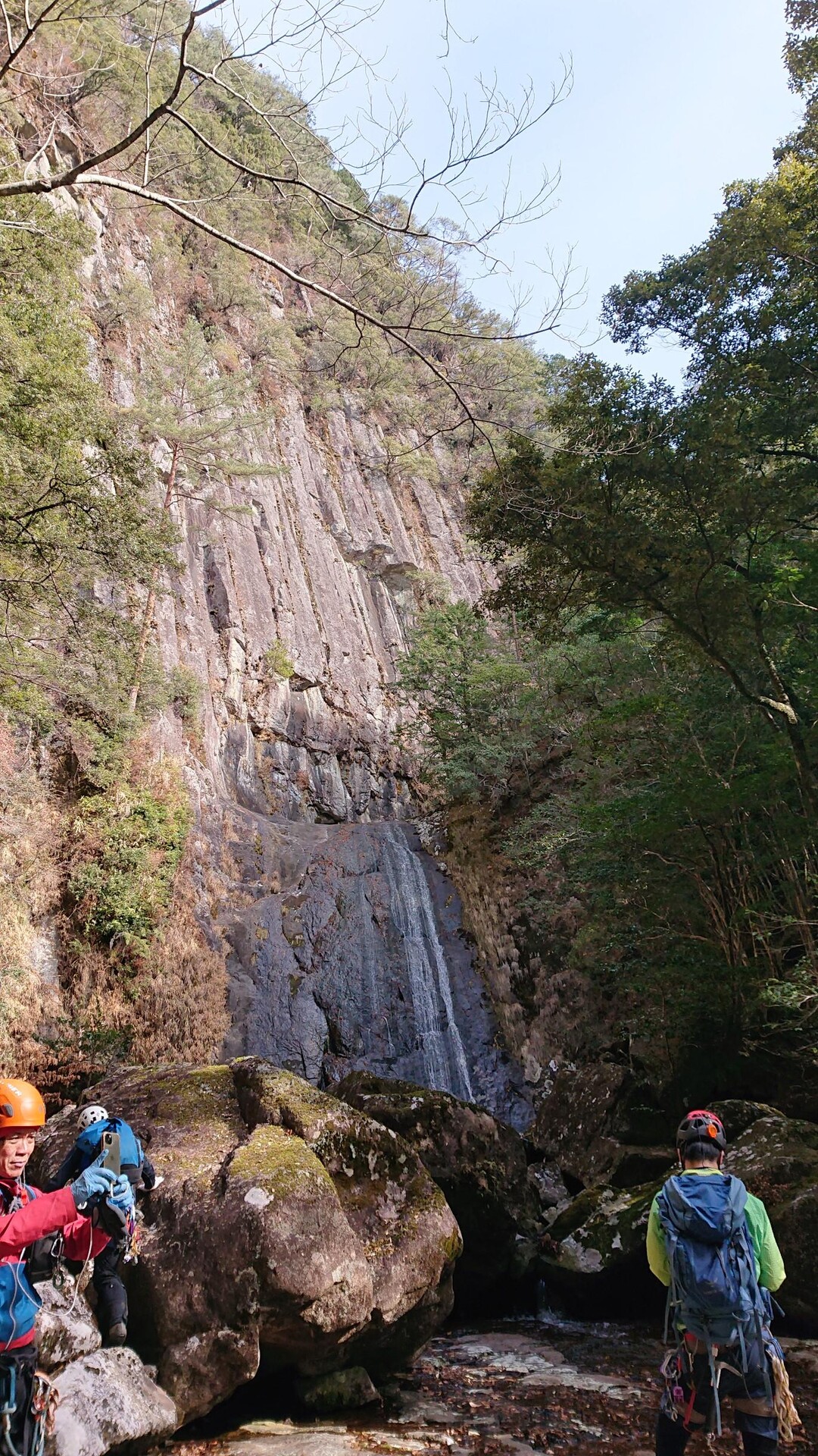 A HAPPY NEW サワー ！立間戸谷沢泊 / t-setoさんの子ノ泊山の活動データ | YAMAP / ヤマップ