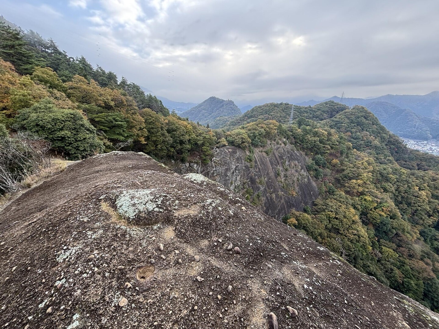 秀麗富岳12景～8番🏔2座GET！ / ホリホリさんの雁ヶ腹摺山・岩殿山の活動データ | YAMAP / ヤマップ