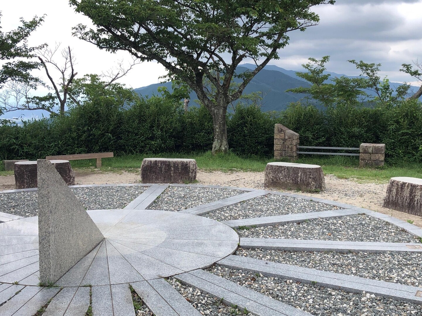 R6-No.4 二上山（雄岳）・二上山（雌岳） / シゲさんsanさんの金剛山・二上山・大和葛城山の活動データ | YAMAP / ヤマップ