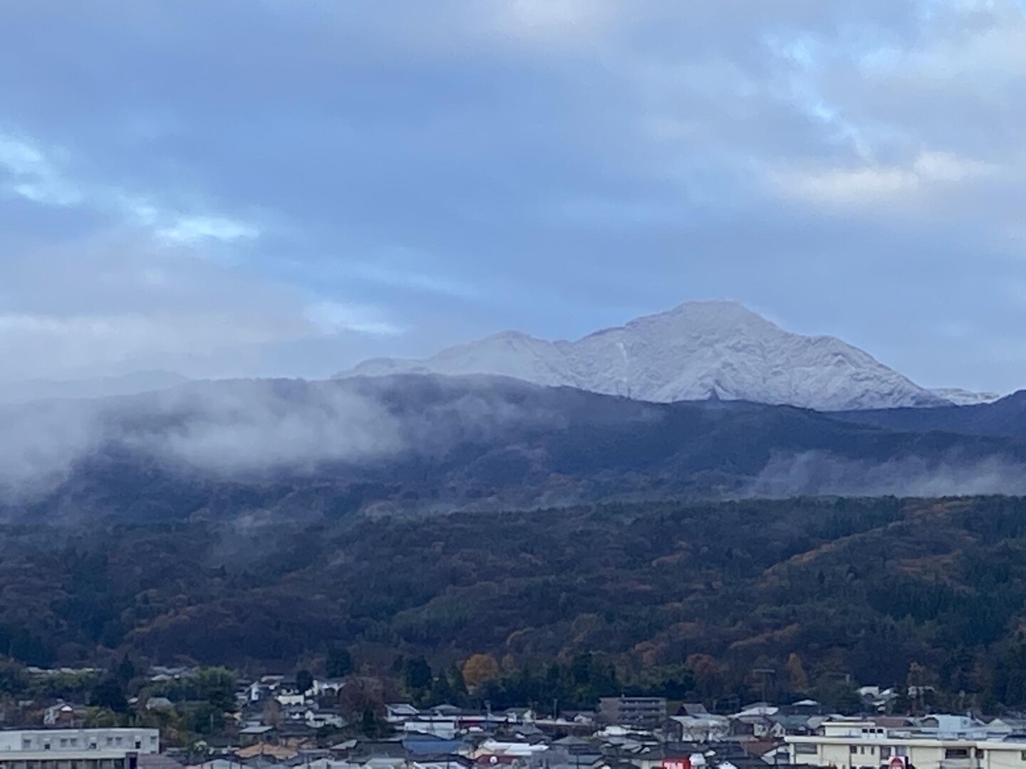 2022年12月1日 米山さん 初冠雪 ... / mtakoさんのモーメント | YAMAP / ヤマップ