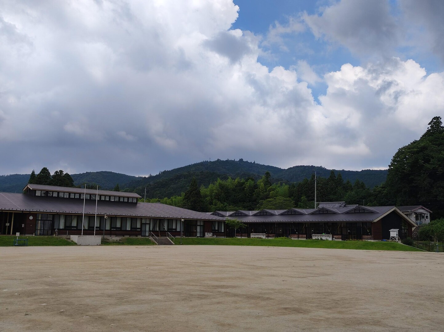 文殊山・巴山・獅子ヶ森 / dk0711さんの巴山・獅子ヶ森・文殊山の活動データ | YAMAP / ヤマップ