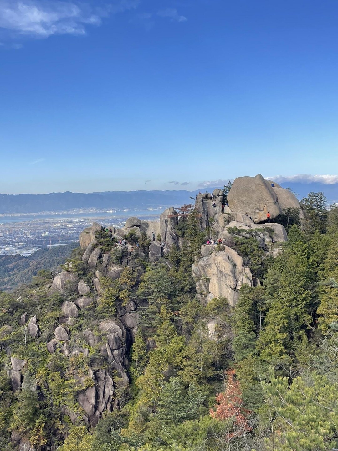 奇岩の祭典 天狗岩 / ケロっぴーさんの金勝アルプス（鶏冠山・竜王山）の活動データ | YAMAP / ヤマップ
