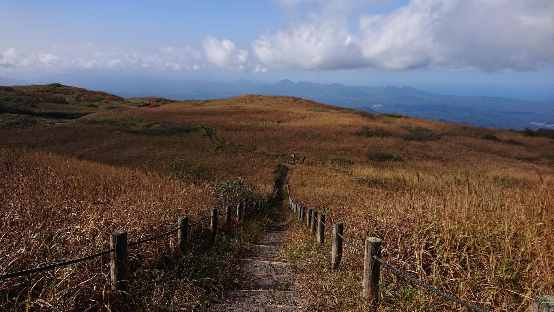秋晴れの三瓶山へ🍁 / ya.junさんの三瓶山・大平山の活動データ | YAMAP / ヤマップ