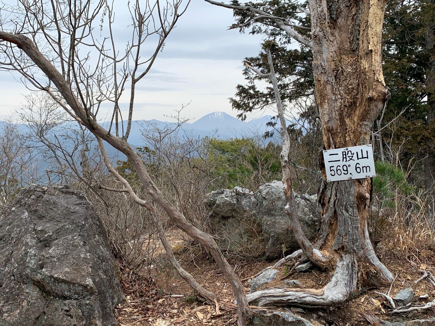 栃木百名山(二股山) / Booさんの二股山・岩山の活動データ | YAMAP / ヤマップ