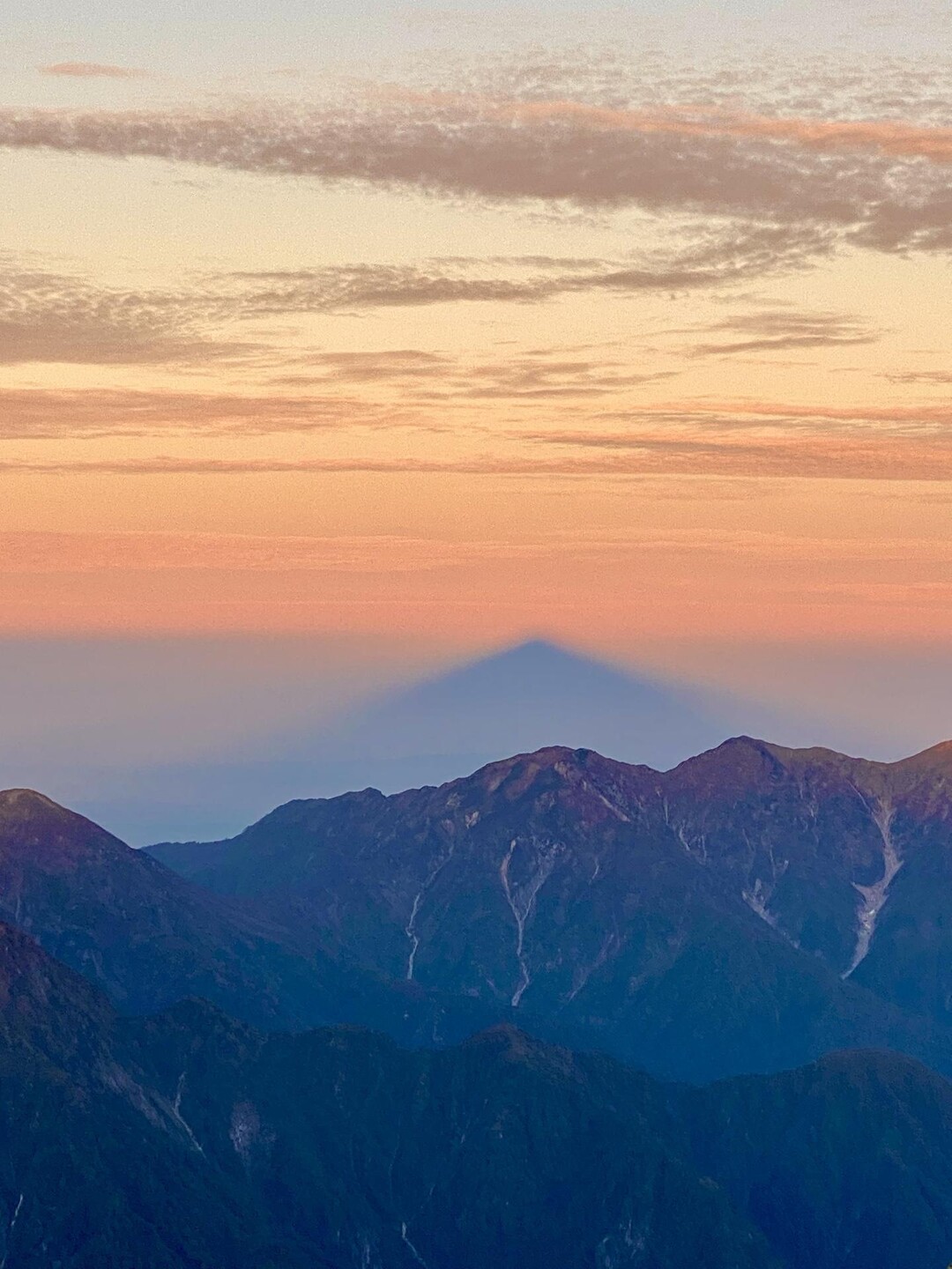 八方山・唐松岳・大黒岳・白岳・五竜岳・西遠見山・大遠見山・中遠見山・小遠見山・地蔵の頭 / na_miさんの鹿島槍ヶ岳・五竜岳（五龍岳）・唐松岳の活動日記 | YAMAP / ヤマップ