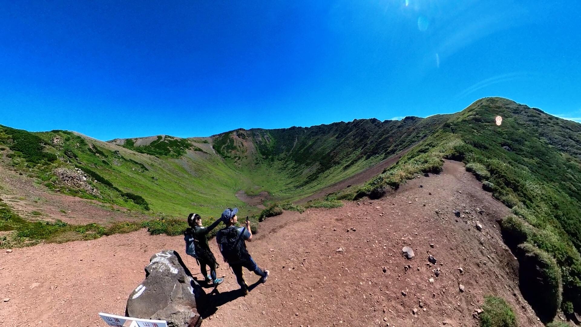 夏の羊蹄山(Gr) / がんばるんばいむらかみさんの羊蹄山（蝦夷富士）の活動データ | YAMAP / ヤマップ