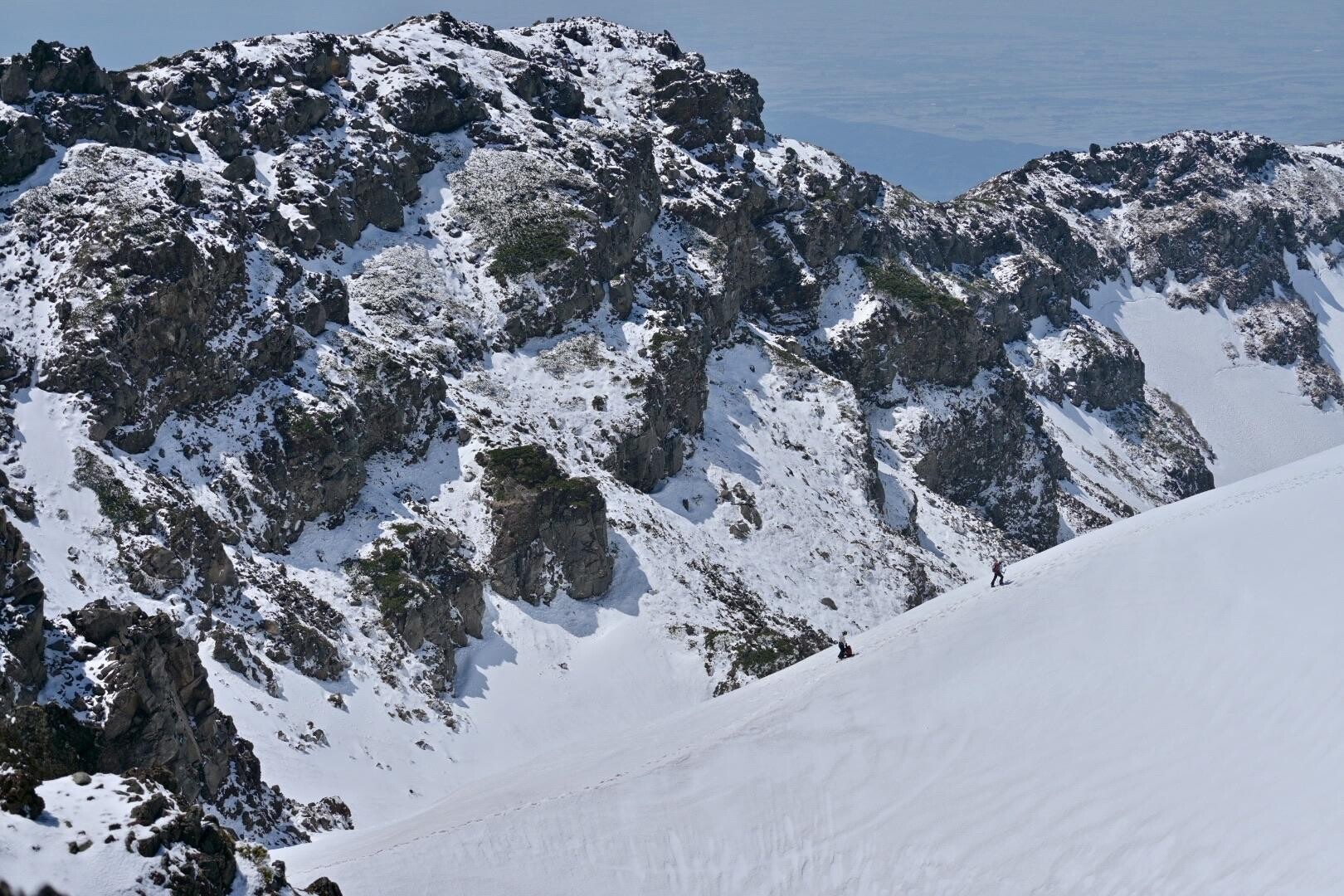快晴！残雪期の鳥海山(矢島口から) / me_holicさんの鳥海山・七高山・笙ヶ岳の活動データ | YAMAP / ヤマップ