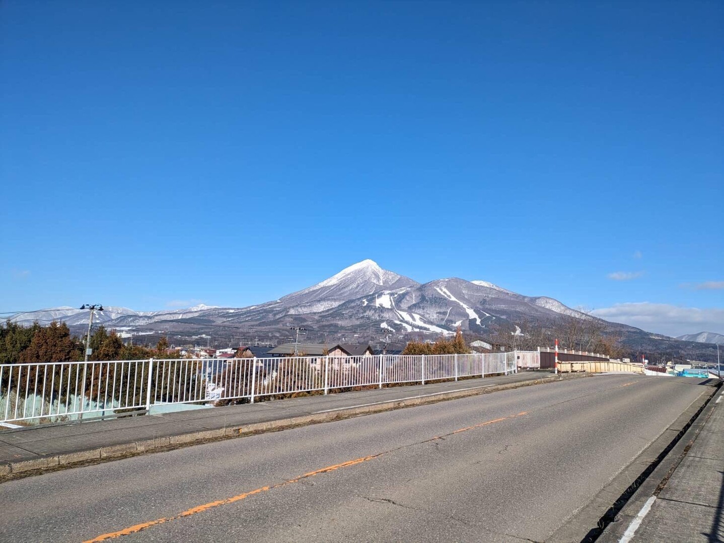 西吾妻山のスキー場で冬休みの長期バイトを... / yhmgcさんのモーメント | YAMAP / ヤマップ