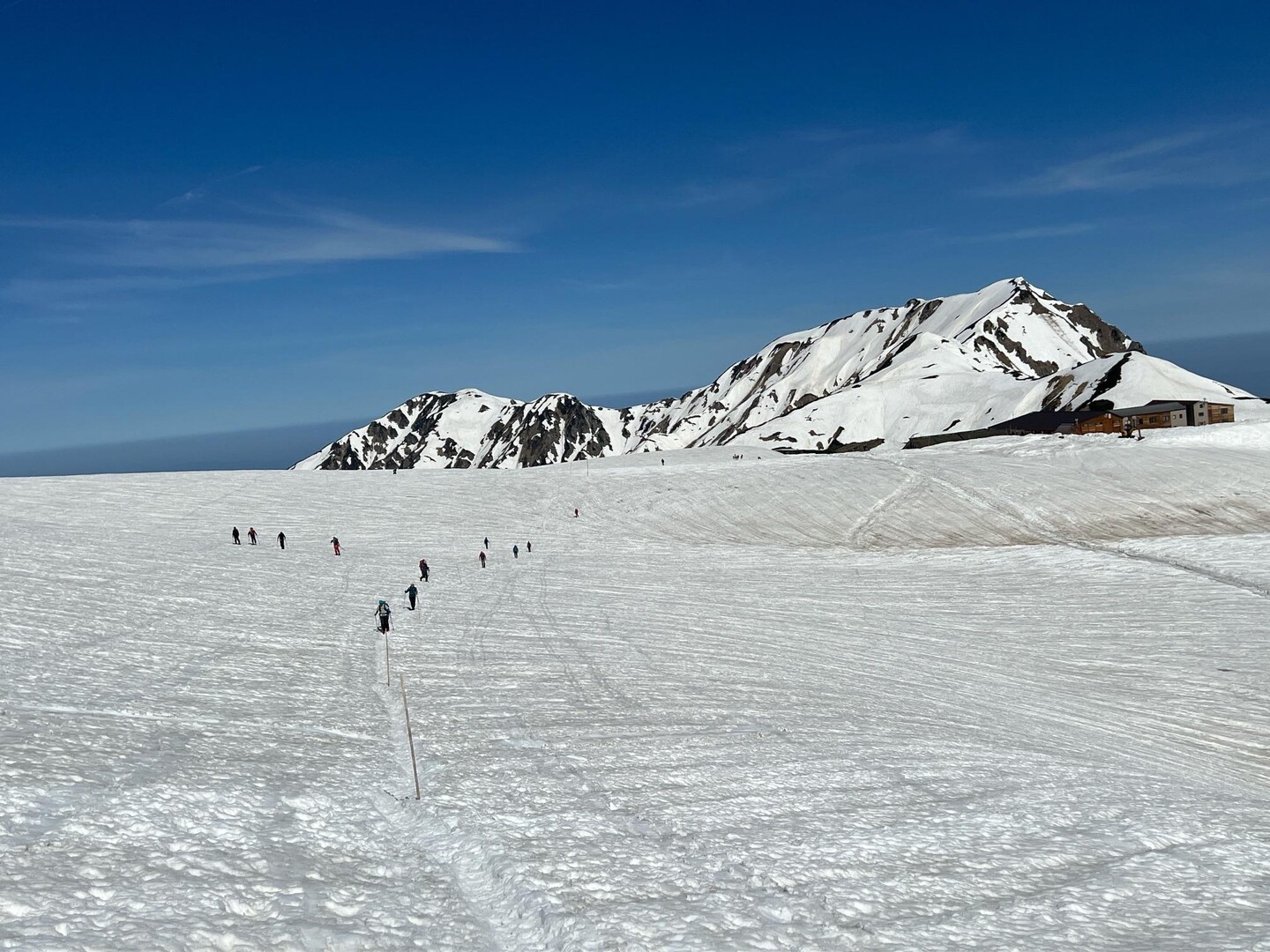 大観峰のご来光・一の越山荘・浄土山 / Katsuさんの立山・雄山・浄土山の活動データ | YAMAP / ヤマップ