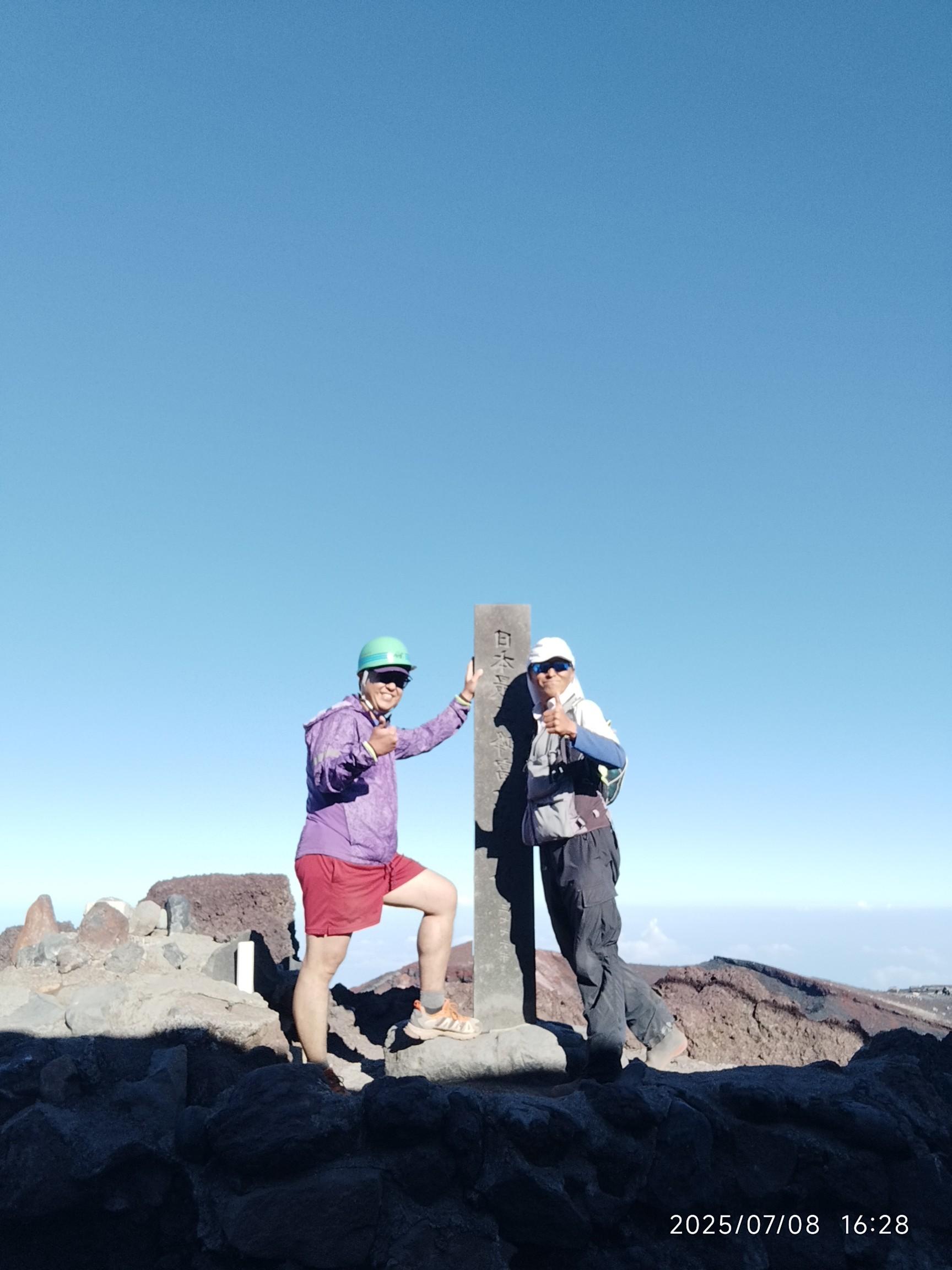 富士山2登653 654 須走口〜山頂〜富士宮口Uターン / フジサクヤさんの富士山の活動日記 | YAMAP / ヤマップ