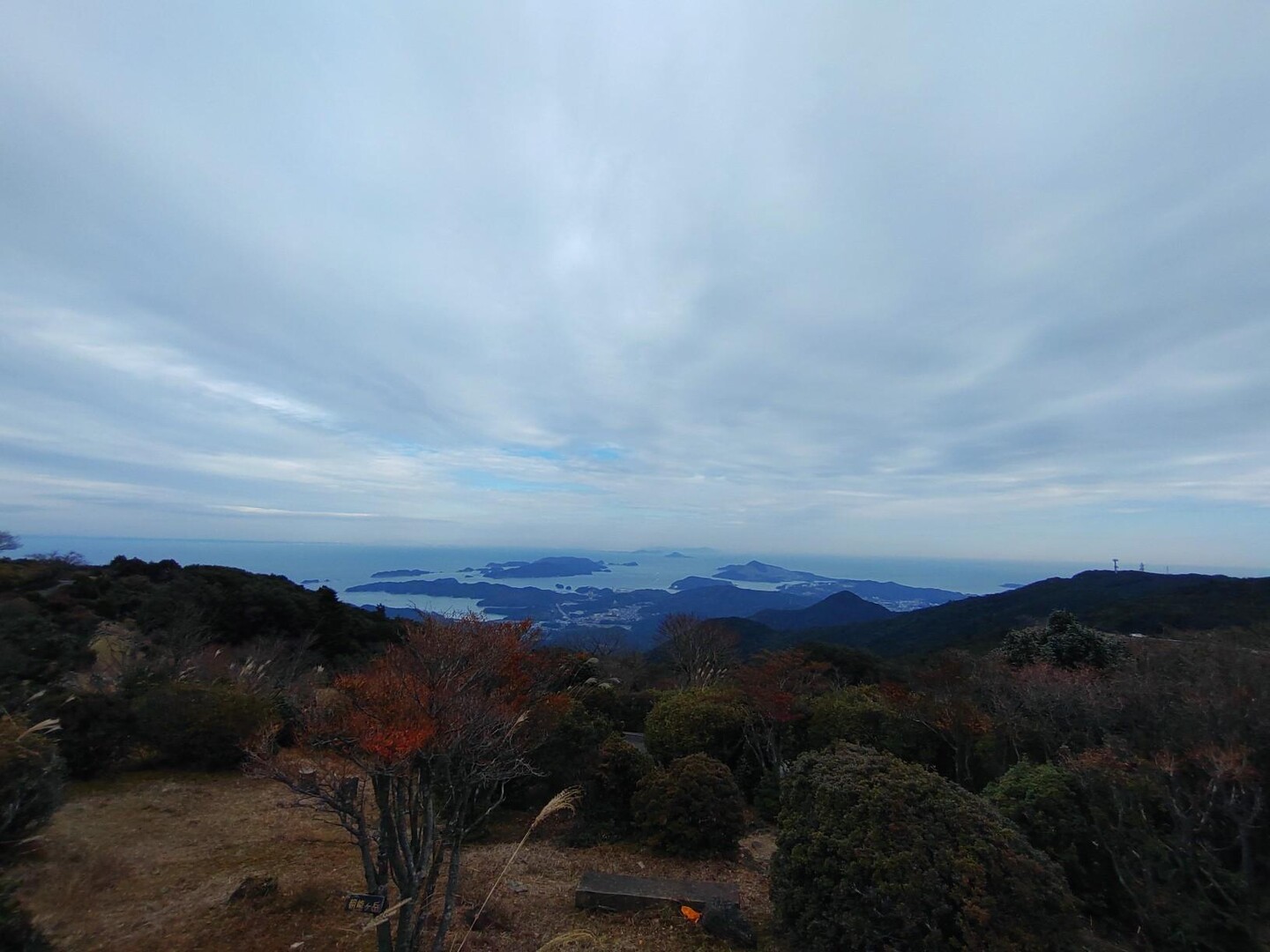 朝熊山・山上公苑・一宇田ノ頭（朝熊山第ニ）・朝熊ヶ岳（南峰）・朝熊ヶ岳 / c-boyさんの朝熊ヶ岳（朝熊山）・鼓ヶ岳・鷲嶺（袴腰山）の活動データ | YAMAP / ヤマップ