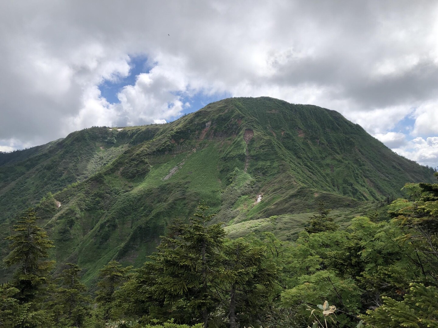 神楽ヶ峰・苗場山 / aimashiさんの苗場山・赤倉山・佐武流山の活動データ | YAMAP / ヤマップ