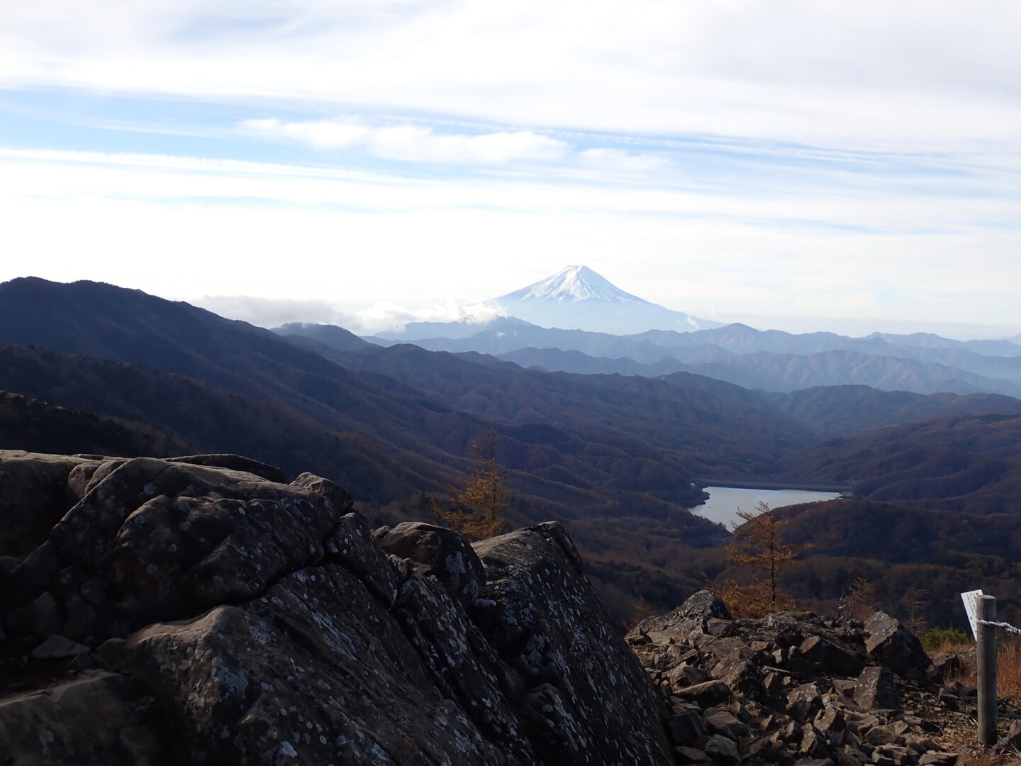 《奥秩父》黒川鶏冠山・大菩薩嶺 1泊2日 / nazさんの大菩薩嶺・鶏冠山・大マテイ山の活動データ | YAMAP / ヤマップ