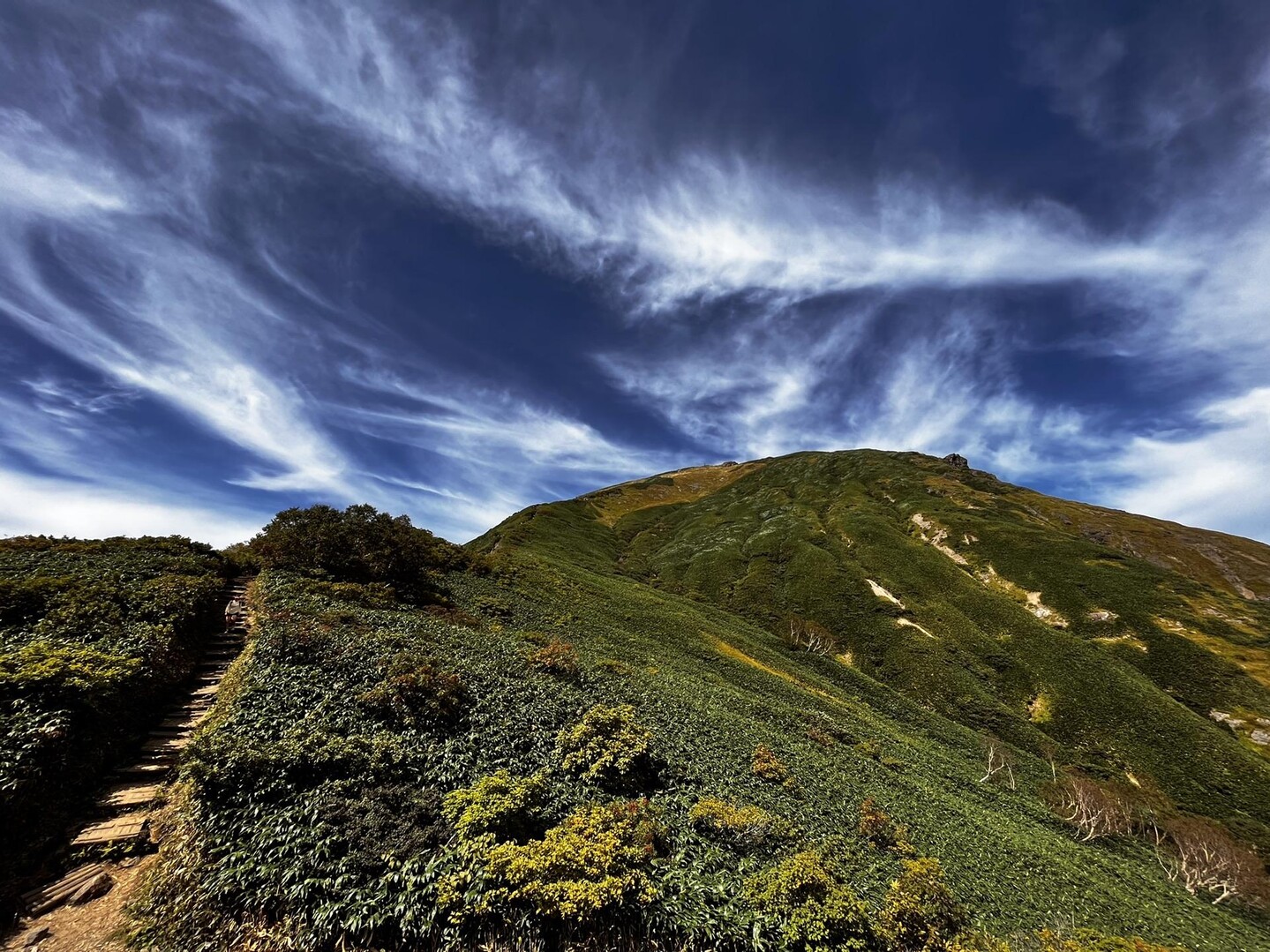 Blue Sky&Venus (谷川岳) / VOXY0309さんの谷川岳・七ツ小屋山・大源太山の活動データ | YAMAP / ヤマップ