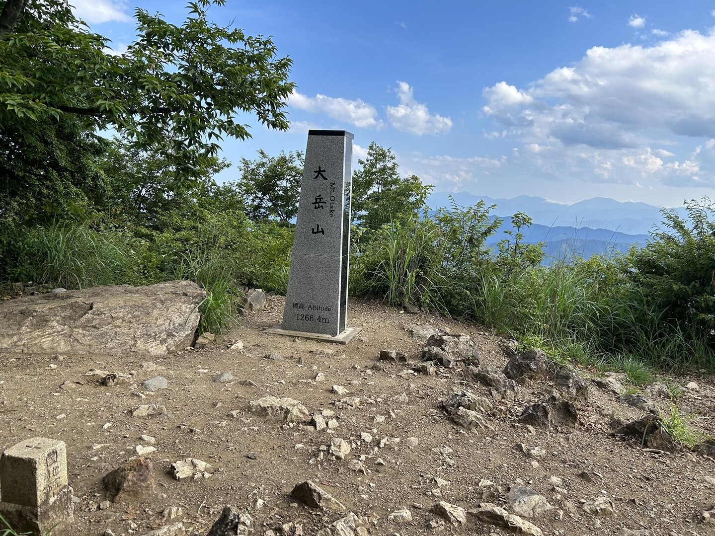 愛宕山・鋸山・オキノ中岩山・中岩山・大岳山 / ひろしkunさんの大岳山・御岳山・御前山の活動データ | YAMAP / ヤマップ