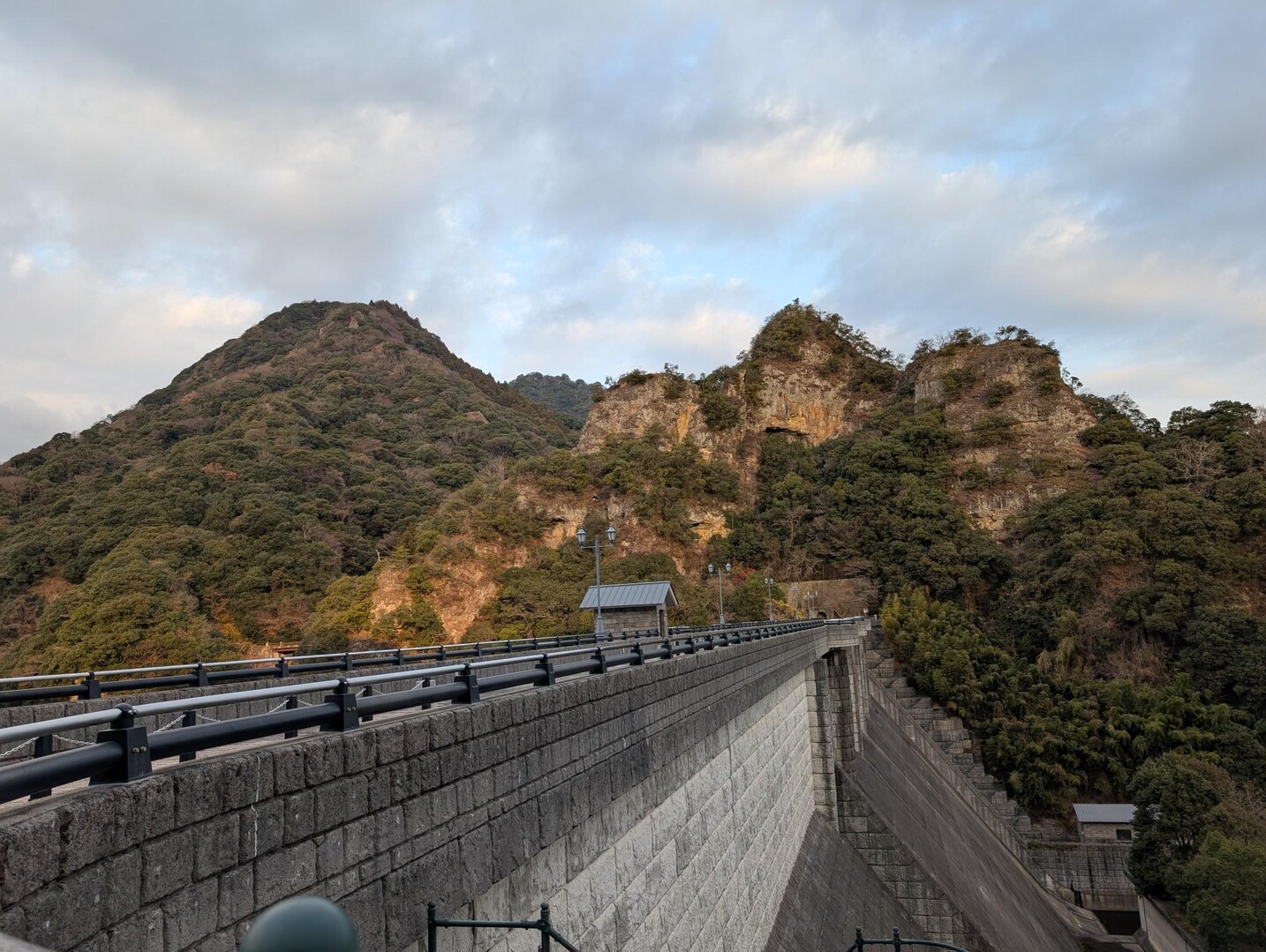 万の岩・千の岩・行入富士・落合山・稲川山・大嶽山 / Norikaさんの六郷満山（国東半島）の活動データ | YAMAP / ヤマップ