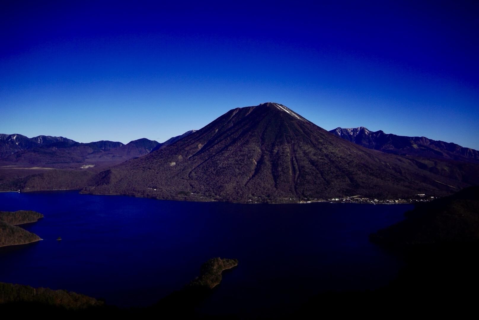 男体山と日光白根山が綺麗に見える半月山からの縦走 / MASATOさんの社山・半月山の活動データ | YAMAP / ヤマップ