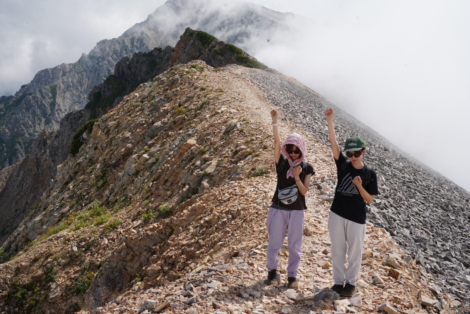 離山・丸山・杓子岳・白馬岳・小蓮華山(大日岳)・船越の頭・乗鞍岳(白馬連峰) / hitomiさんの白馬岳・小蓮華山の活動データ | YAMAP / ヤマップ