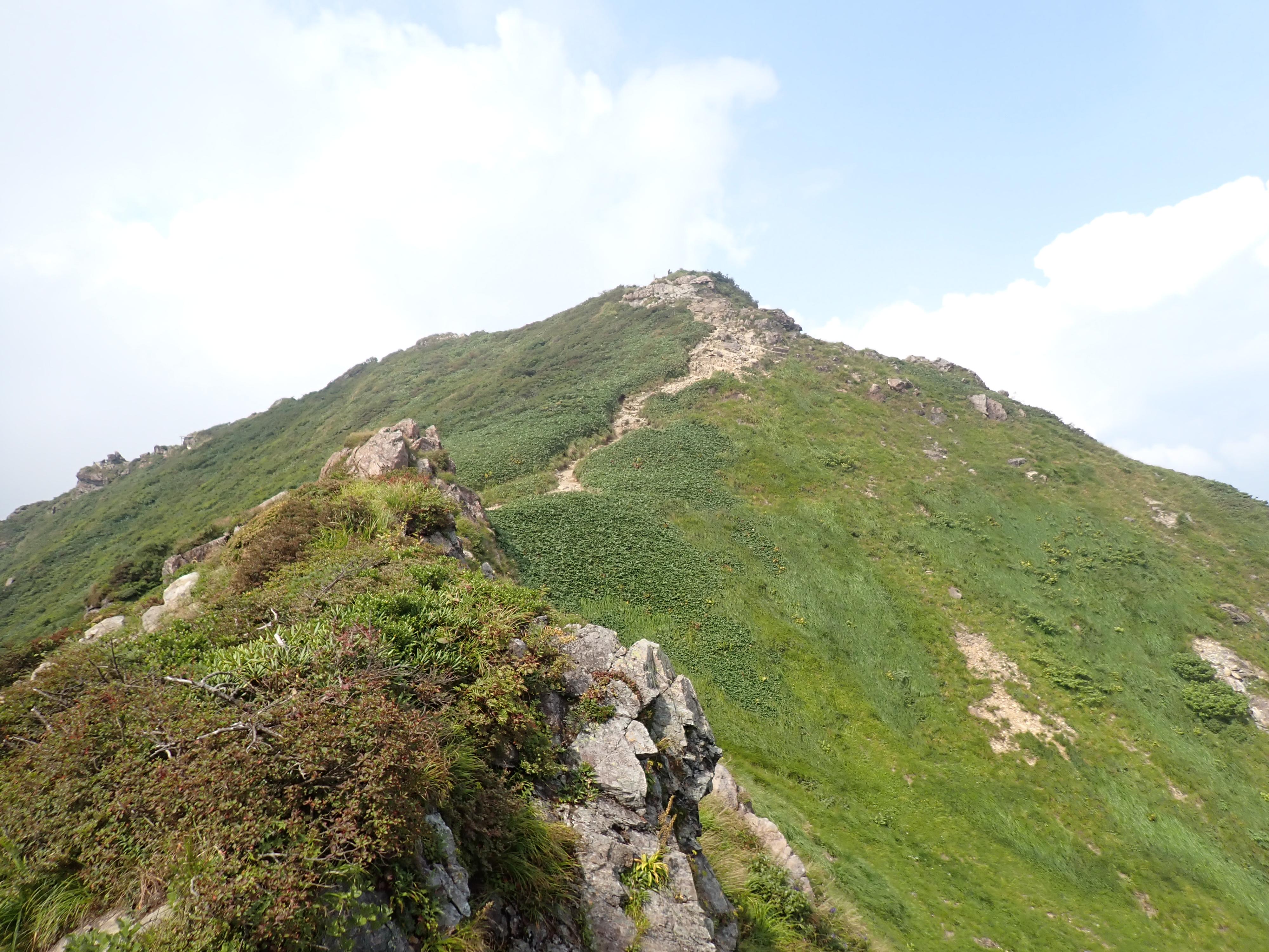 【Mt.GUNMA 2025】万太郎山から谷川岳へ / straysheepさんの谷川岳・七ツ小屋山・大源太山の活動データ | YAMAP / ヤマップ