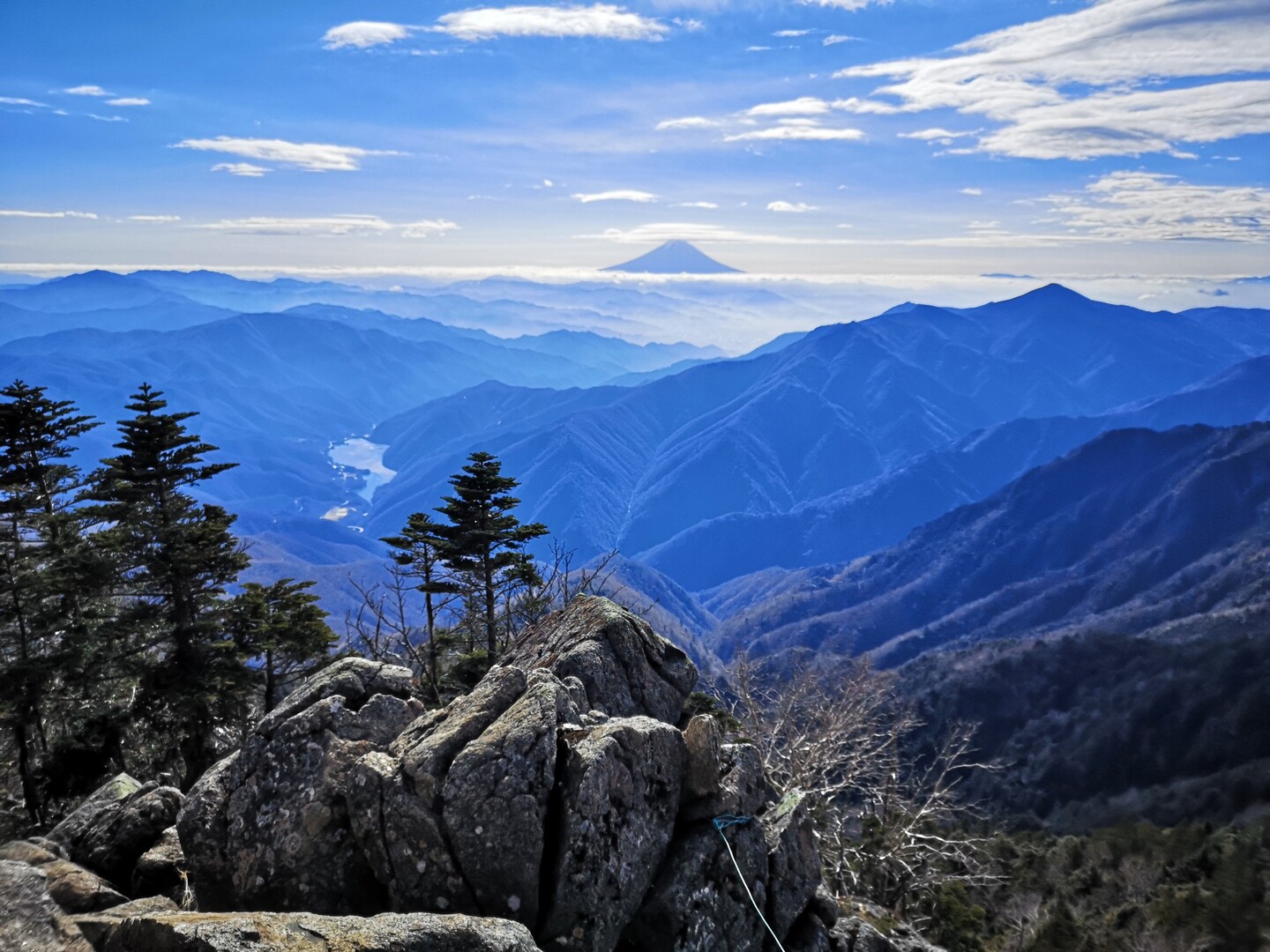 シーズンオフの甲武信ヶ岳 / capetaさんの甲武信ヶ岳の活動日記 | YAMAP / ヤマップ
