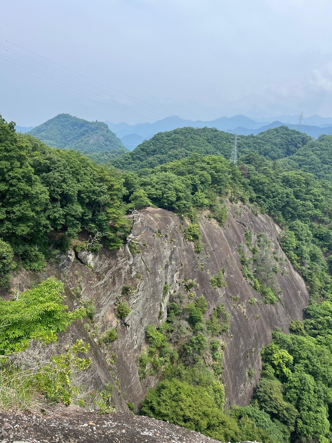 岩殿山・天神山 足がすくむ稚児落とし / aromaさんの雁ヶ腹摺山・岩殿山の活動日記 | YAMAP / ヤマップ