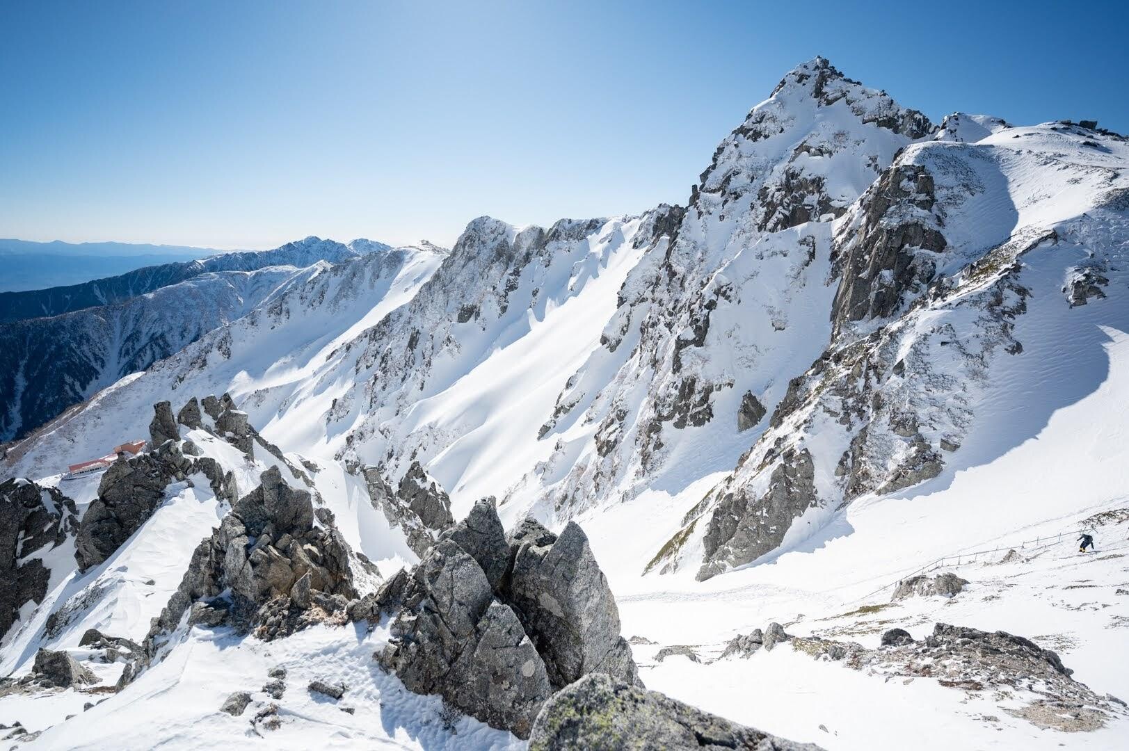 木曽駒ヶ岳 oh! What a blue sky! oh! What white snow! / さくらパパさんの木曽駒ヶ岳・空木岳・越百山の活動データ | YAMAP / ヤマップ