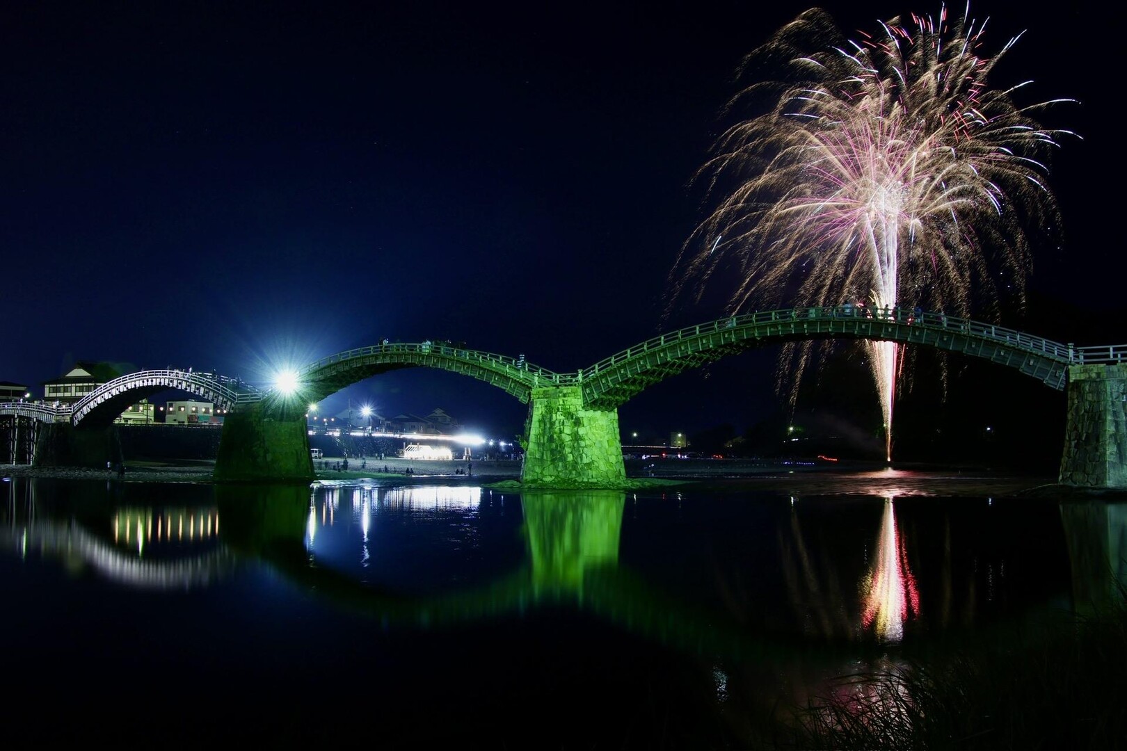 錦帯橋ミニ花火 2日目 前回は上流の橋の... / GONKEさんのモーメント | YAMAP / ヤマップ