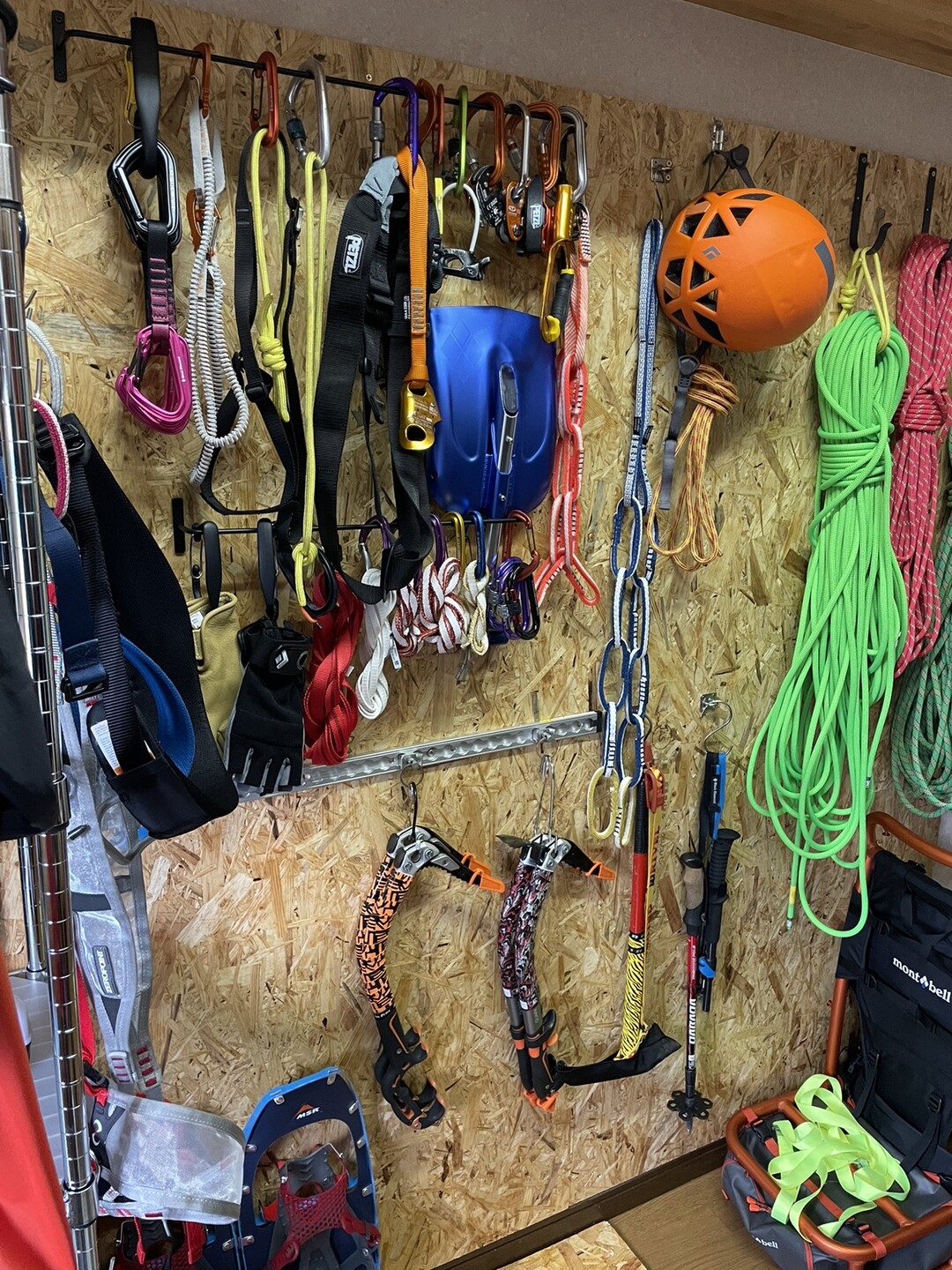 DIY ホームセンターで壁掛け用の金具... / アントキノ.Aさんのモーメント | YAMAP / ヤマップ