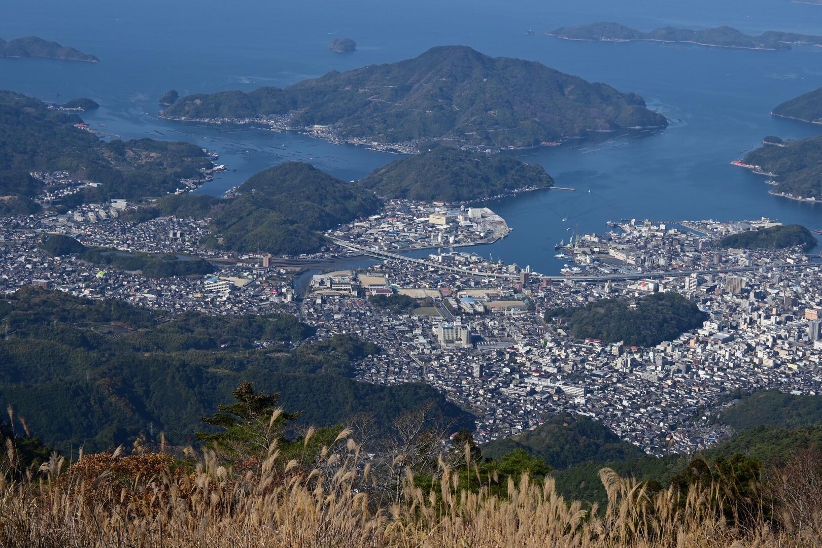 四本松・尻割山・毛山・櫨ヶ森・高月山 / KIDさんの三本杭・鬼ヶ城山・高月山の活動データ | YAMAP / ヤマップ