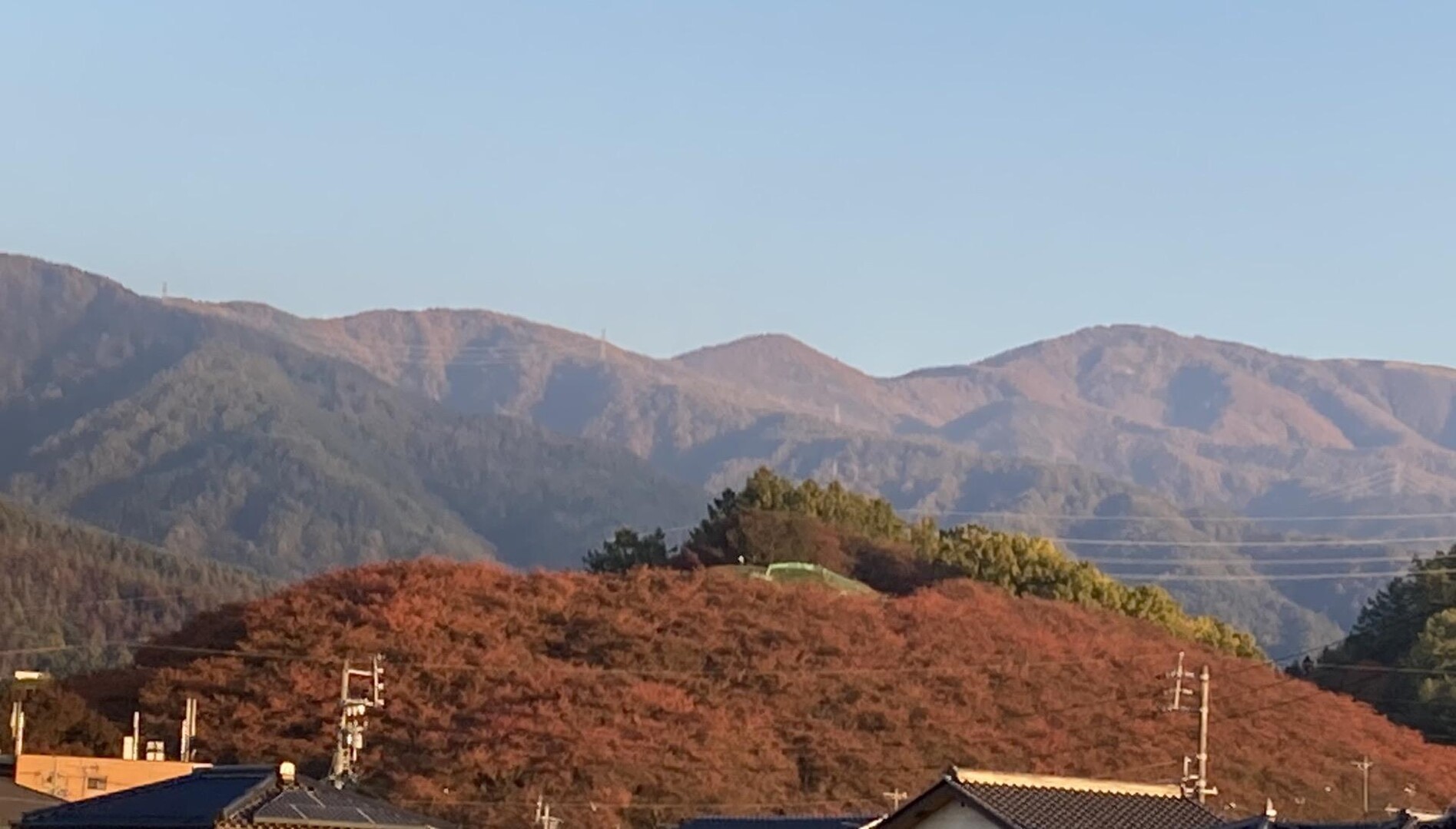 弘法山（弘法山古墳）@松本市 手前の赤... / mc40さんのモーメント | YAMAP / ヤマップ