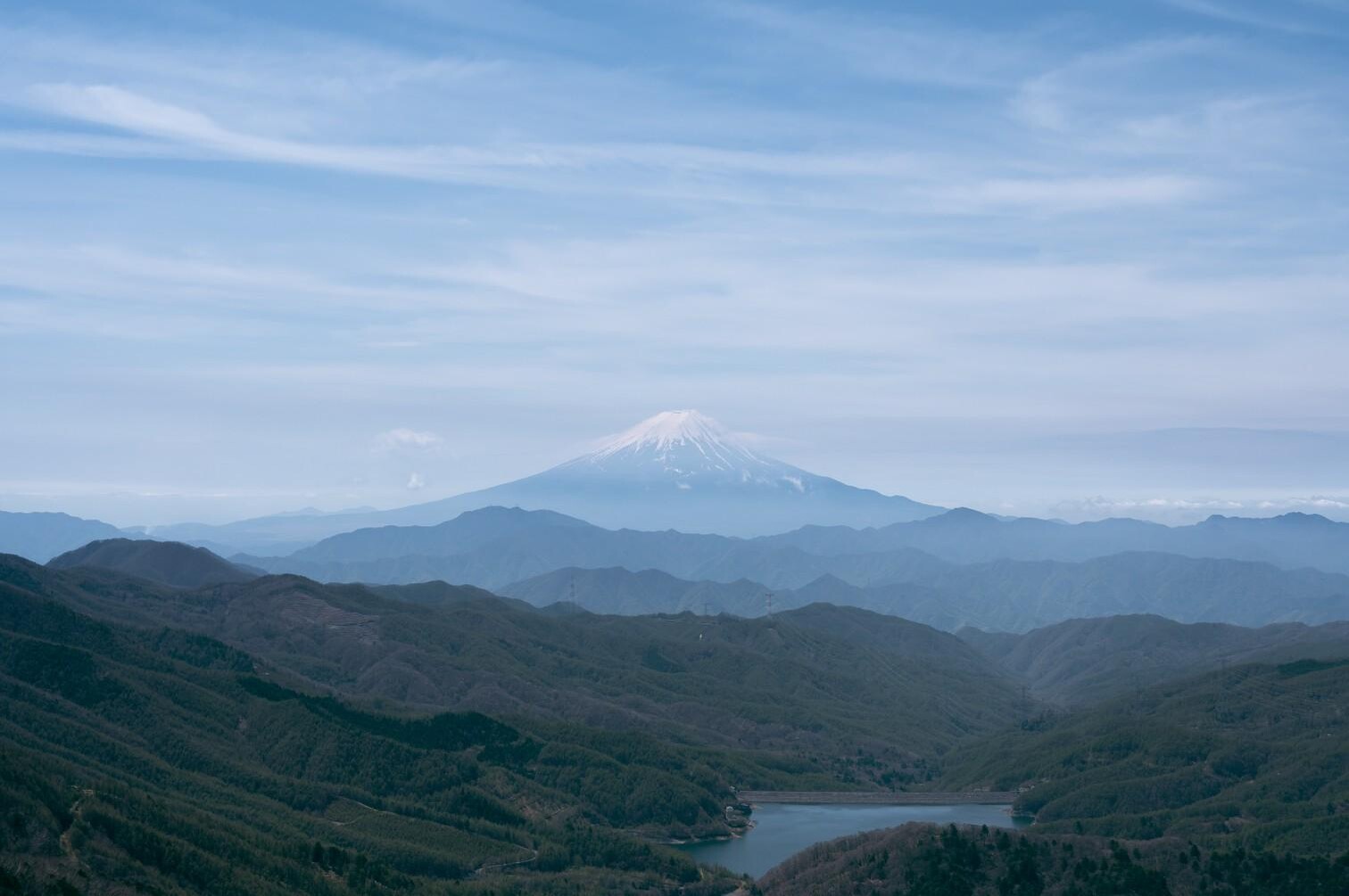 大菩薩嶺からは富士山と南アルプスが眺めら... / vlog_tottiyさんのモーメント | YAMAP / ヤマップ