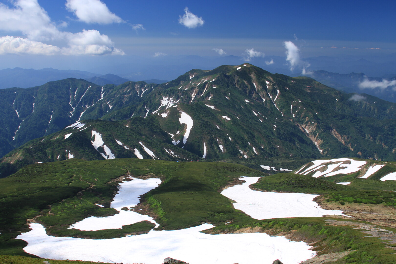 快晴の白山（御前峰） いやあ，暑かったぁ / Berryさんの白山・別山・銚子ヶ峰の活動日記 | YAMAP / ヤマップ