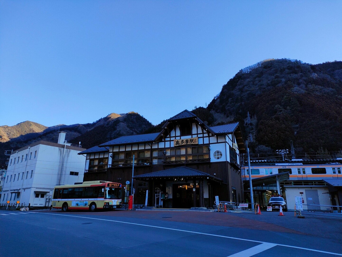 愛宕山・鋸山・オキノ中岩山・中岩山・大怒田山・小屋ノ沢山・鶴脚山・馬頭刈山・高明山・長岳 / yuhao.Zさんの大岳山・御岳山・御前山の活動日記 | YAMAP / ヤマップ