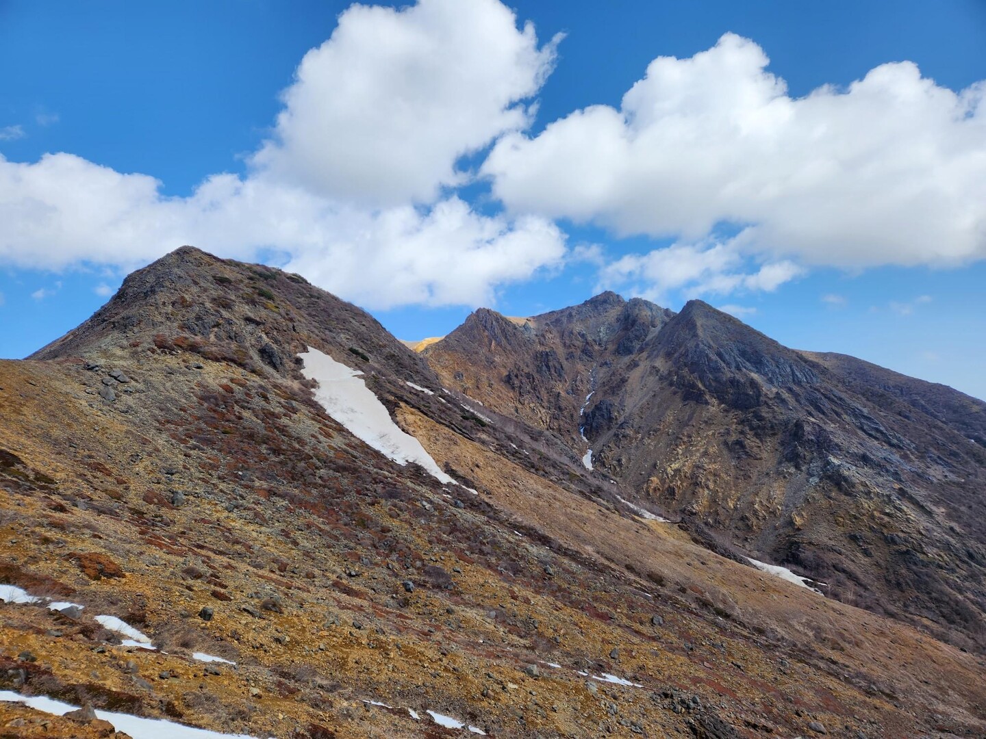 剣が峰・朝日岳 / Makioさんの茶臼岳（那須岳）・三本槍岳・赤面山の活動データ | YAMAP / ヤマップ
