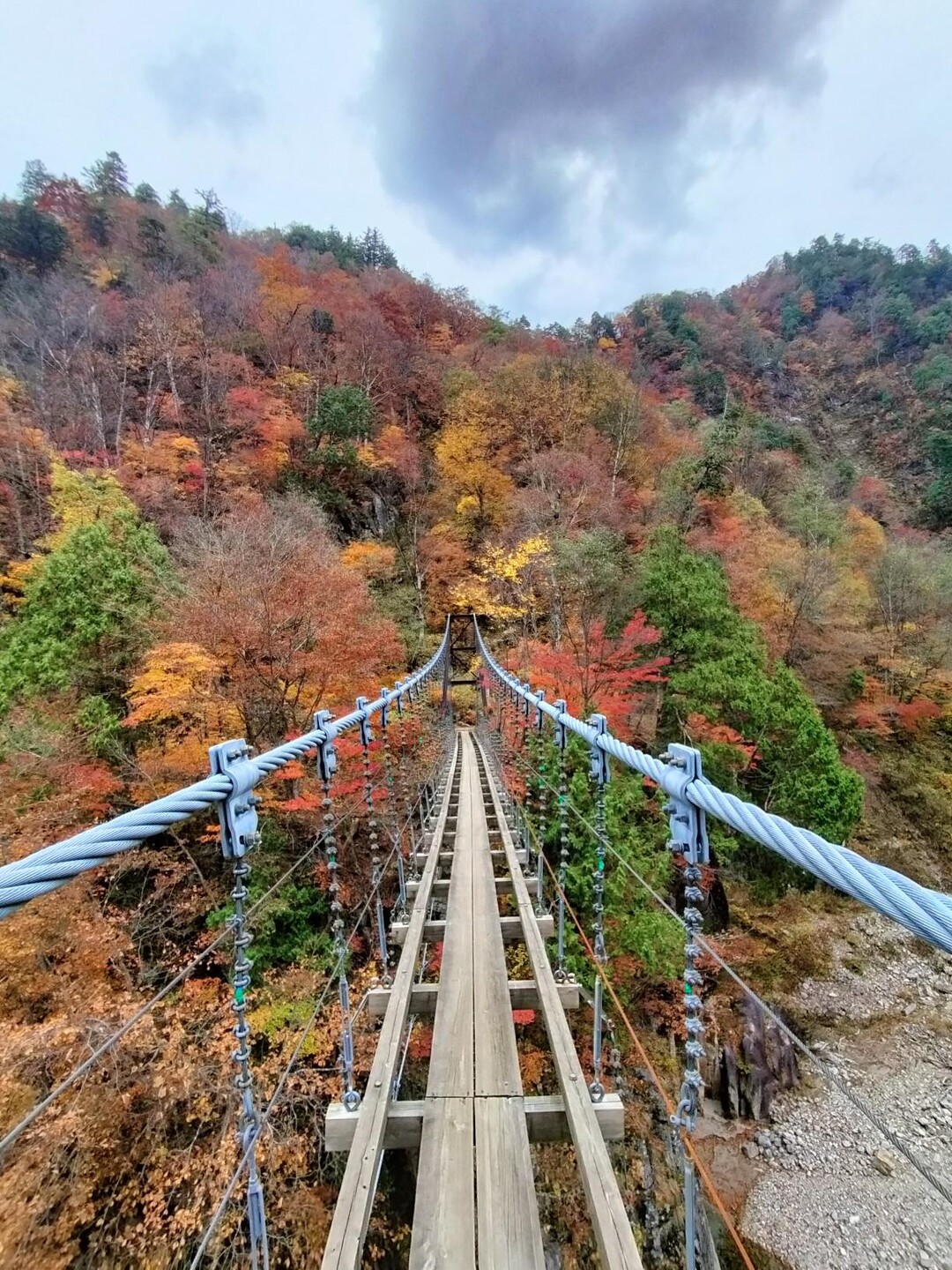 下ノ廊下 最高🍁でした / TAKANOさんの鹿島槍ヶ岳・五竜岳（五龍岳）・唐松岳の活動データ | YAMAP / ヤマップ